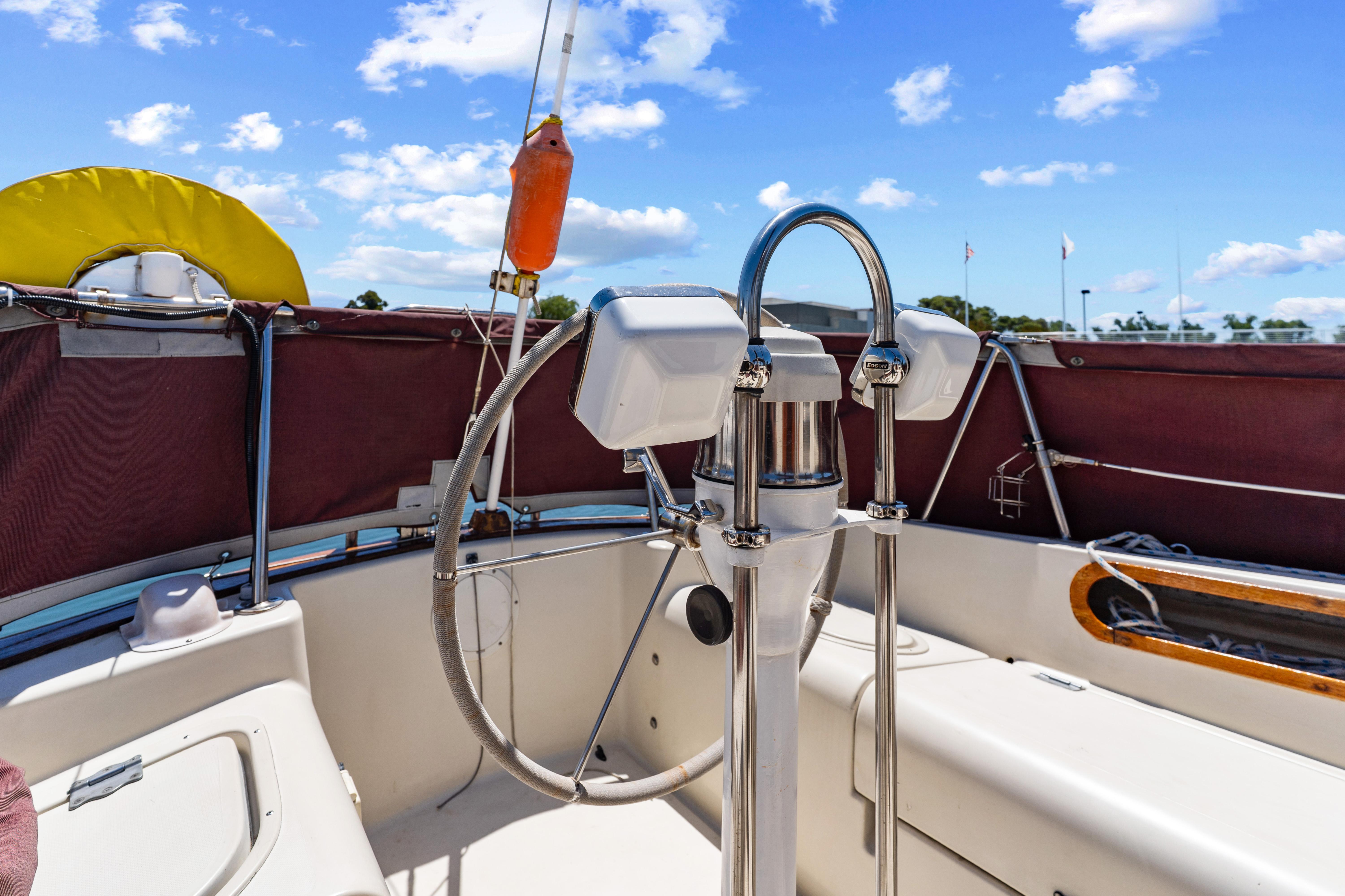 1980 Pearson 323 Pearson Racer/Cruiser for sale - YachtWorld