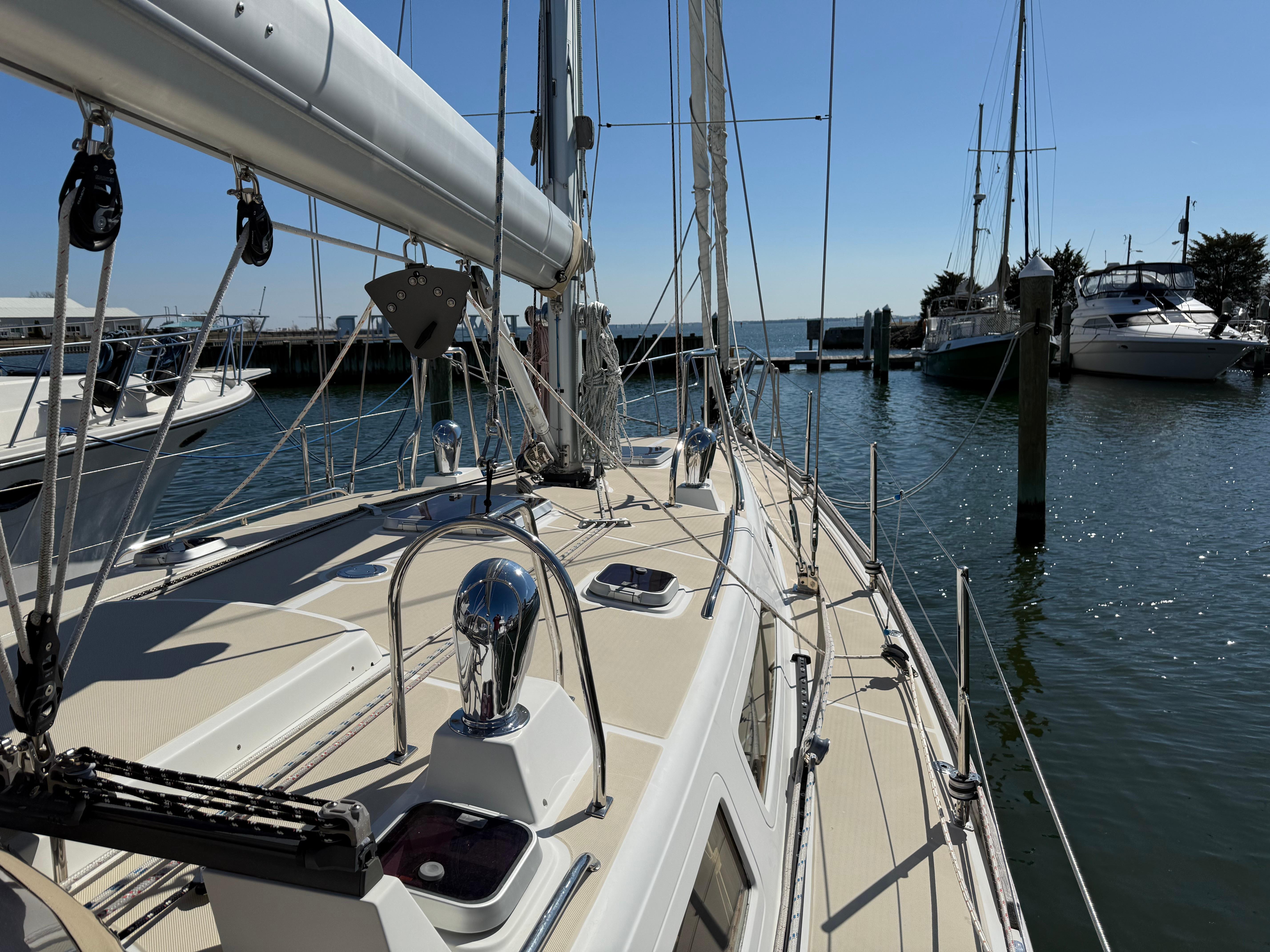 2011 Outbound 46 Cruiser for sale - YachtWorld