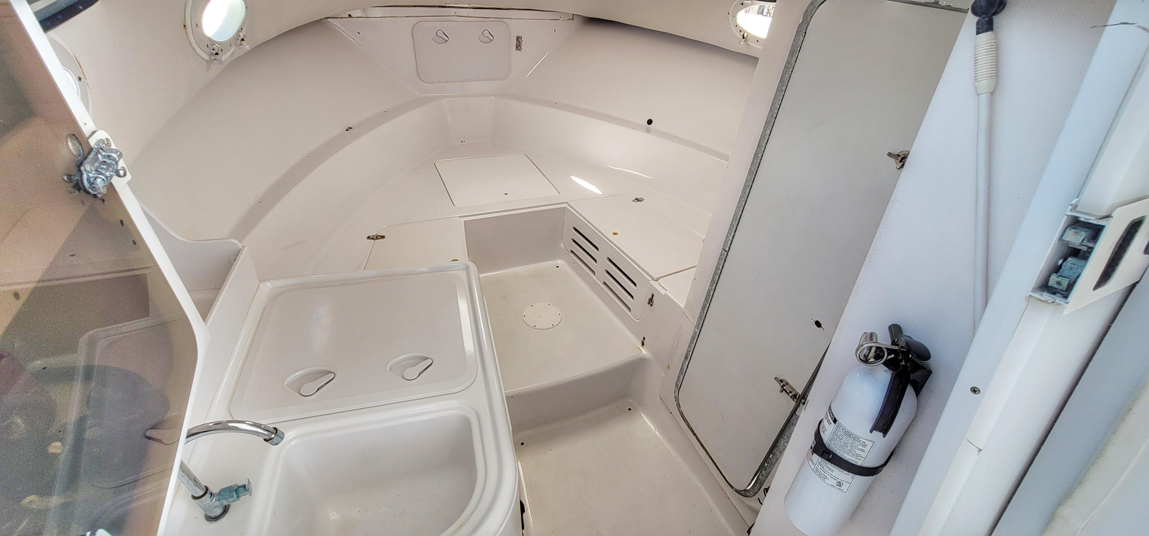 2000 Pro-Line 29 Walkaround Walkaround for sale - YachtWorld