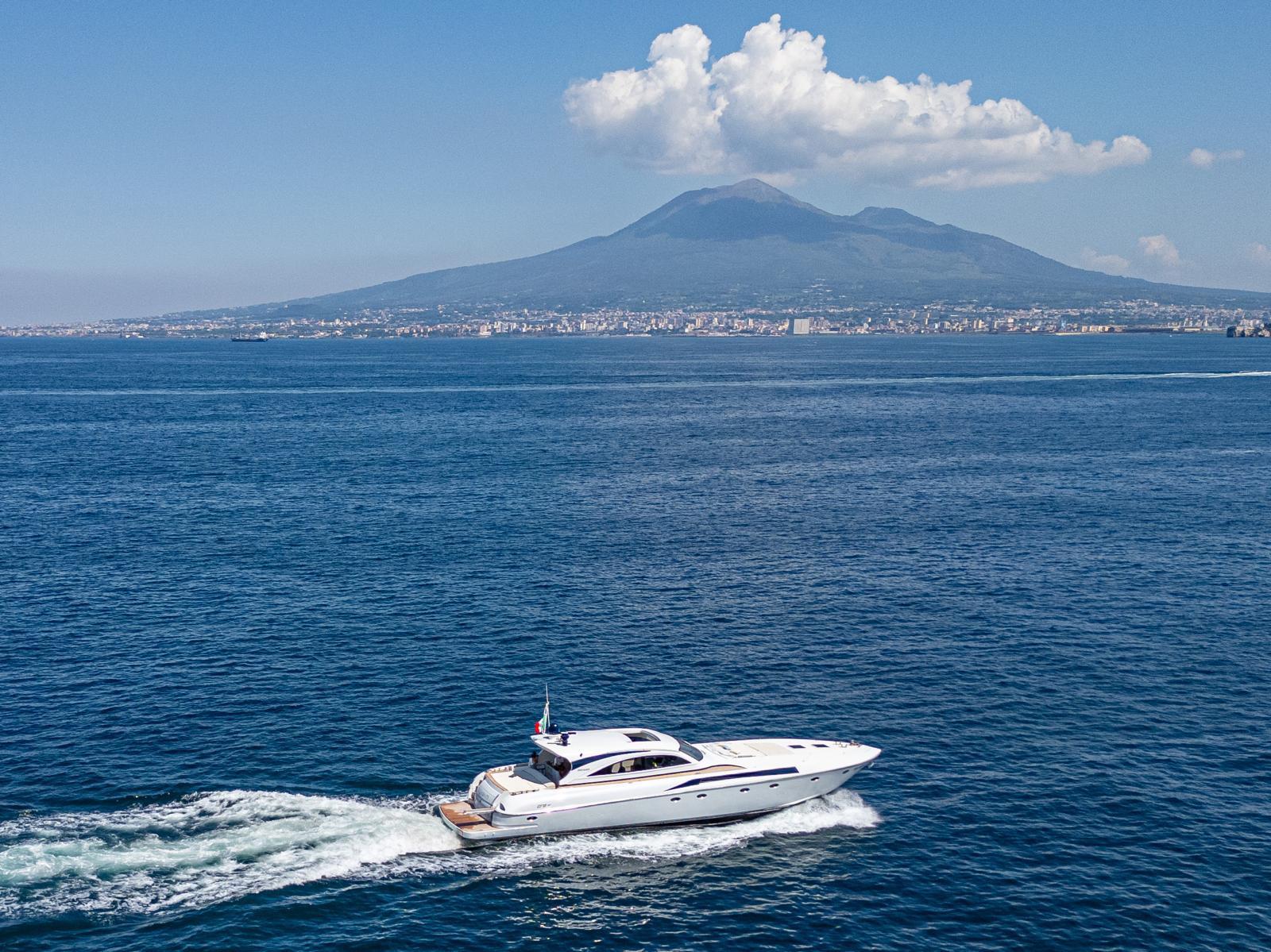 Rizzardi Cr 73 Top Line Usado - Cosas de Barcos