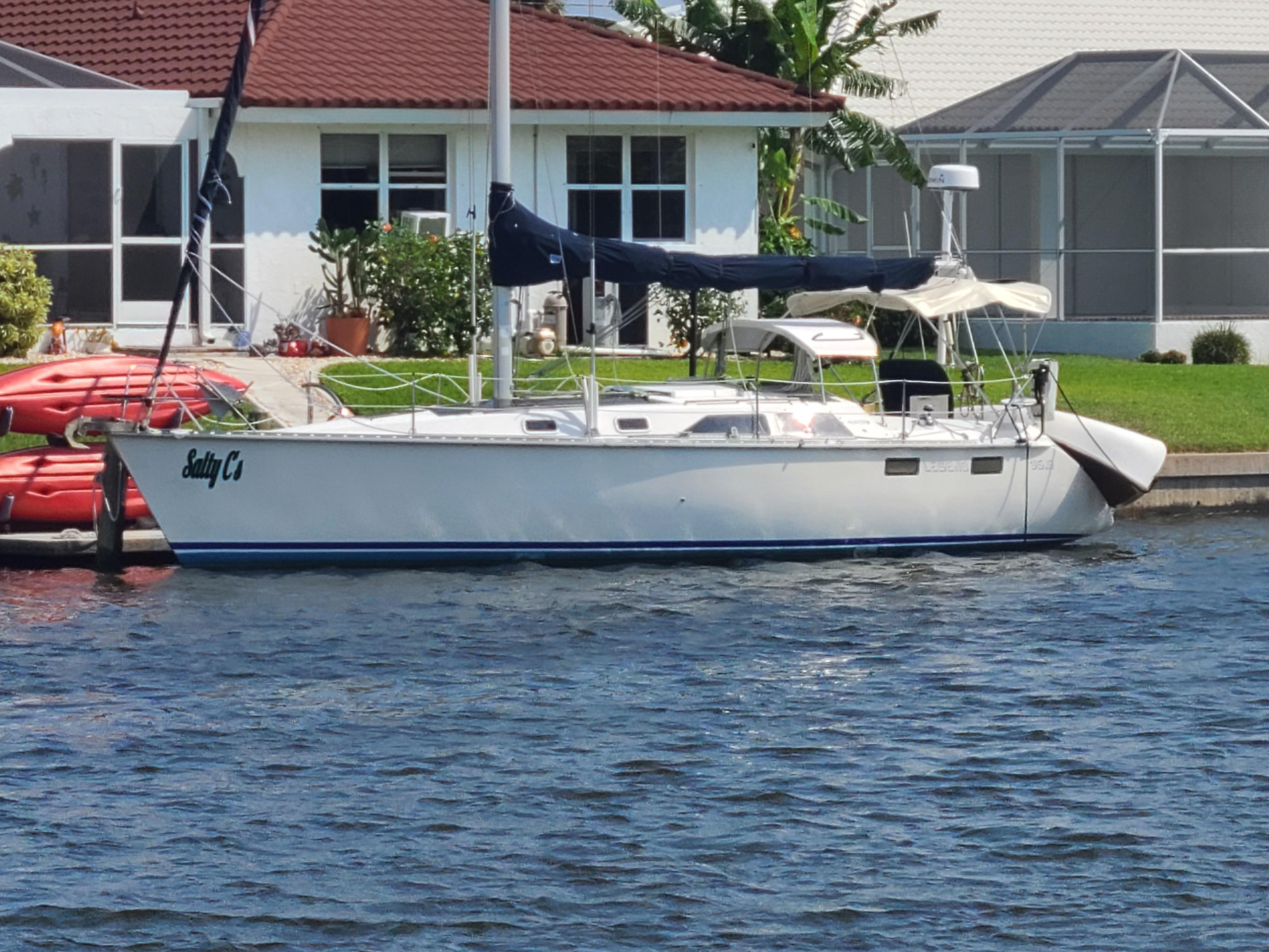 Sloop Hunter Legend 35 5 Diesel à vendre | YachtWorld