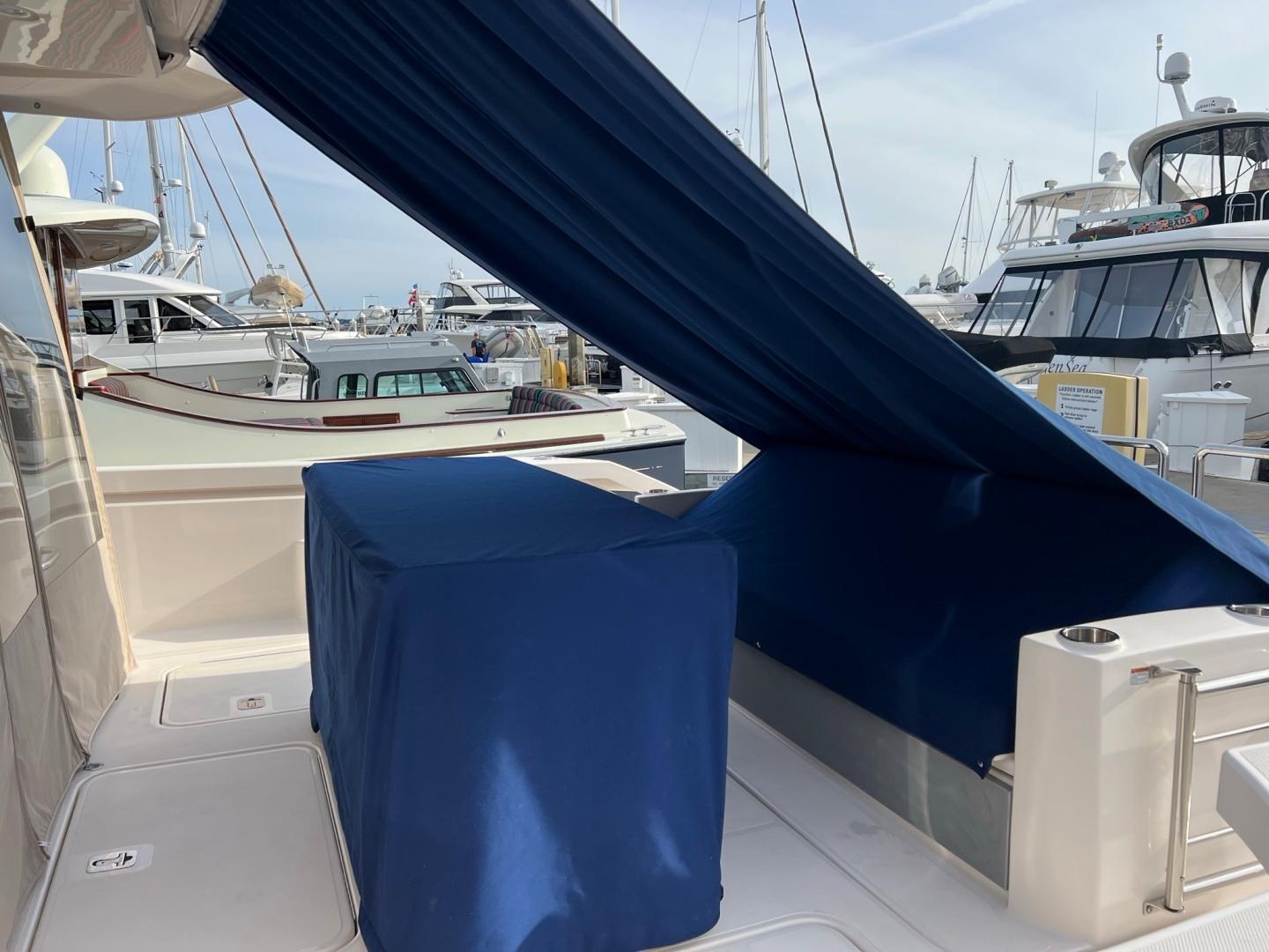 2016 Tiara Yachts Q44 Express Cruiser for sale - YachtWorld