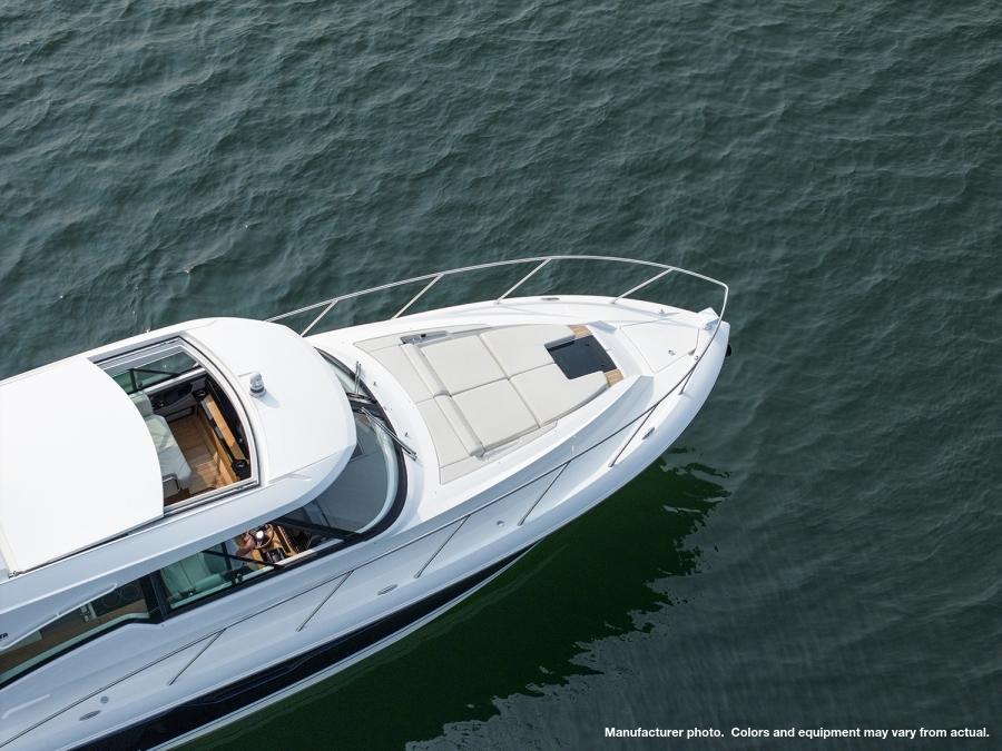 2025 Tiara Yachts 48LE Motoryachter til salgs- YachtWorld