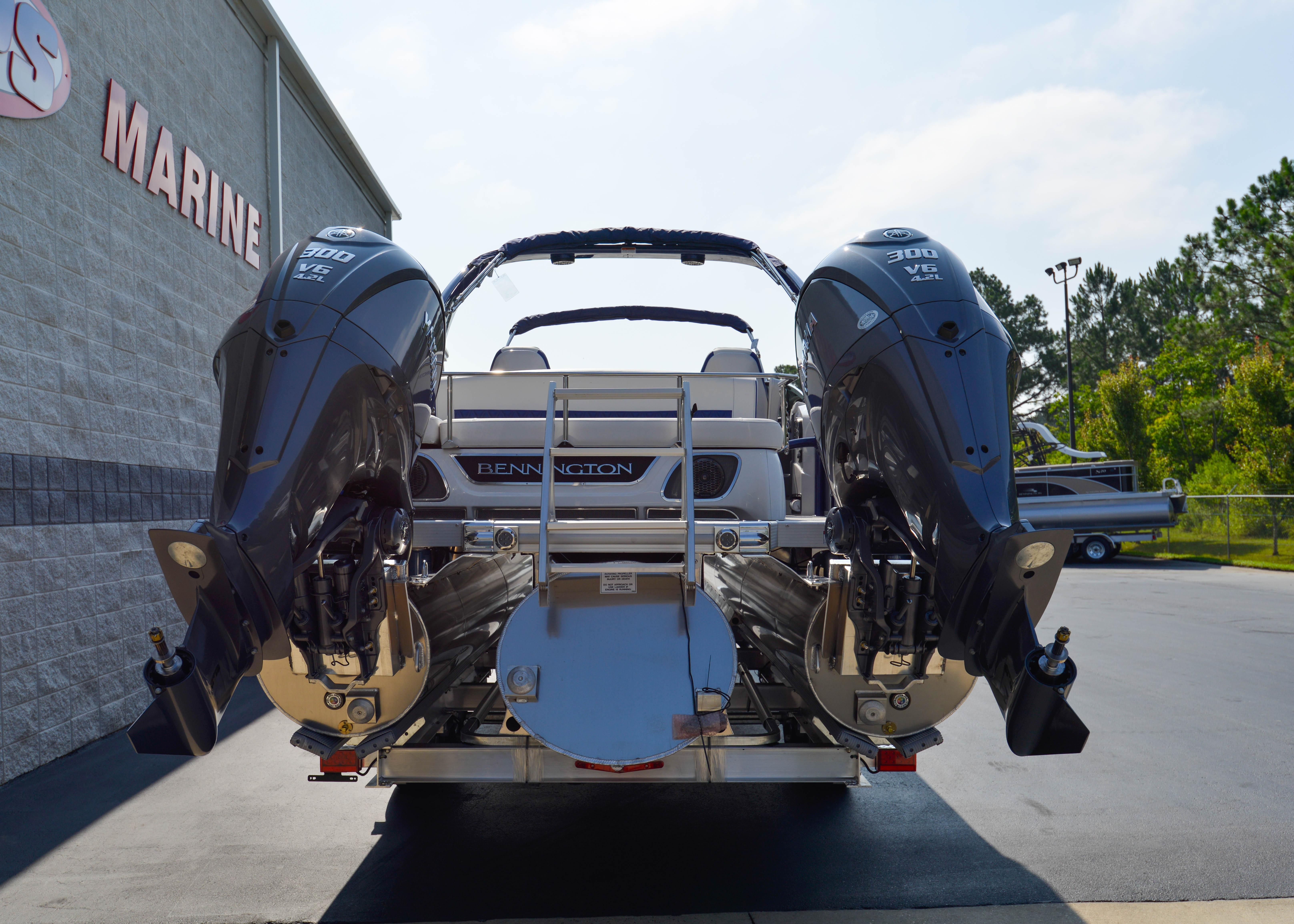 2023 Bennington RX Sport Line Pontoon for sale - YachtWorld