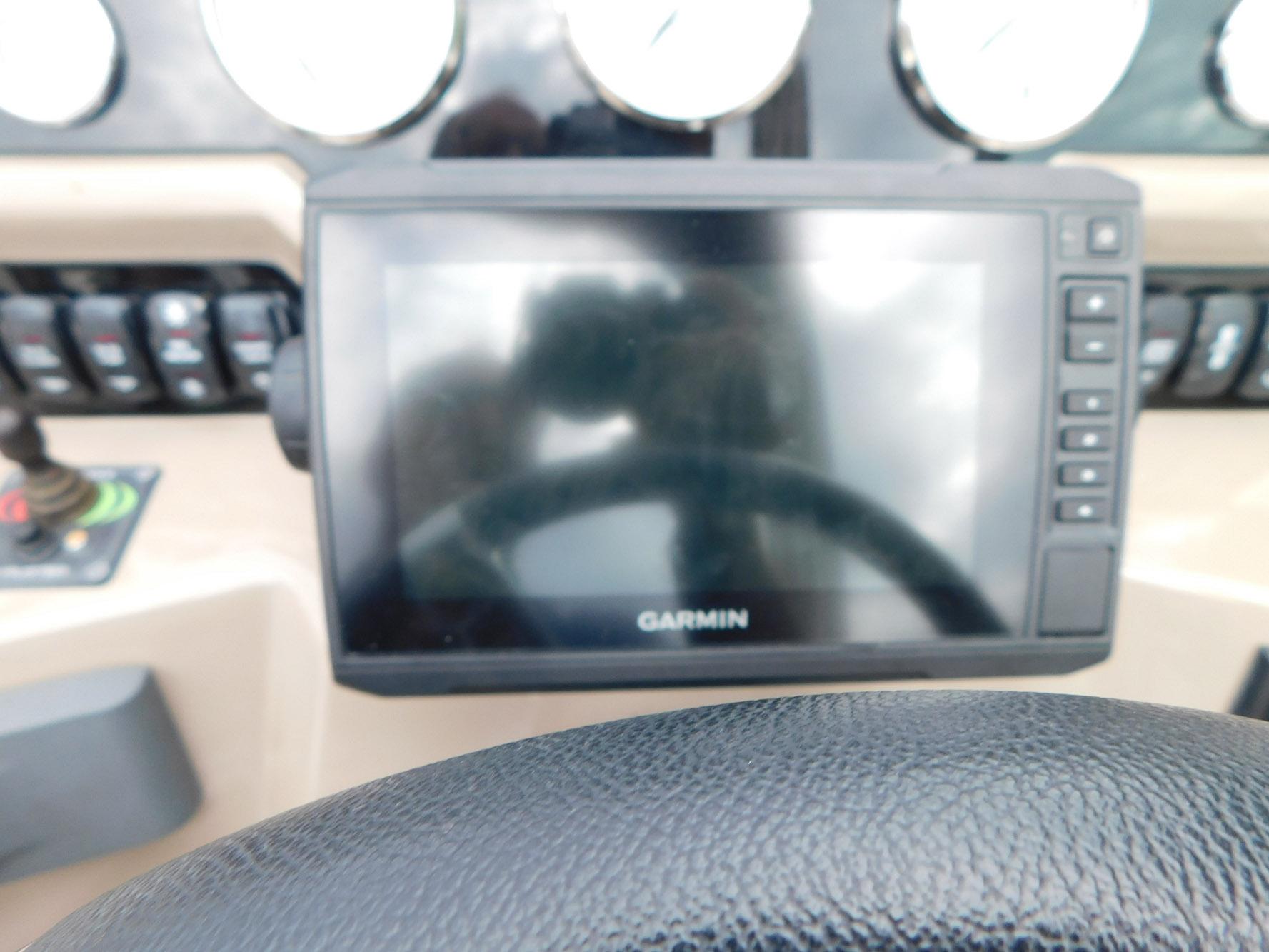 2018 Regal 26 Express Express-Boot Kaufen - YachtWorld