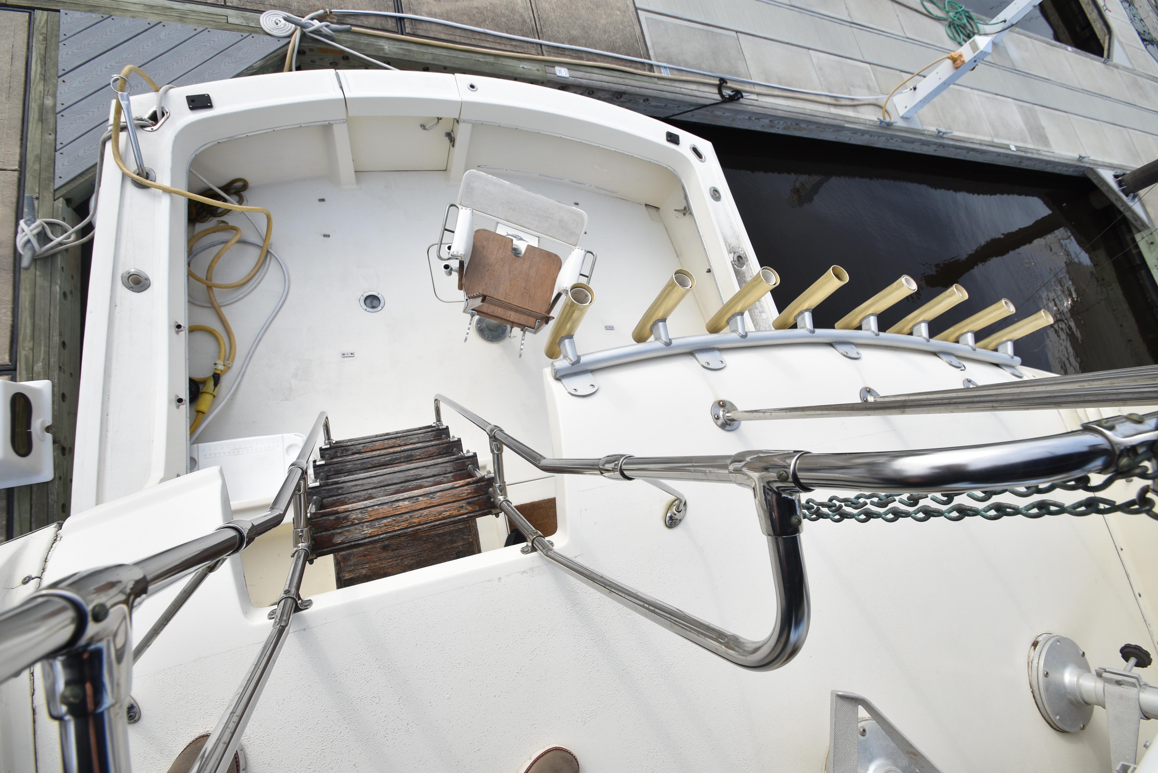 1978 Hatteras 46 Convertible Convertible for sale - YachtWorld