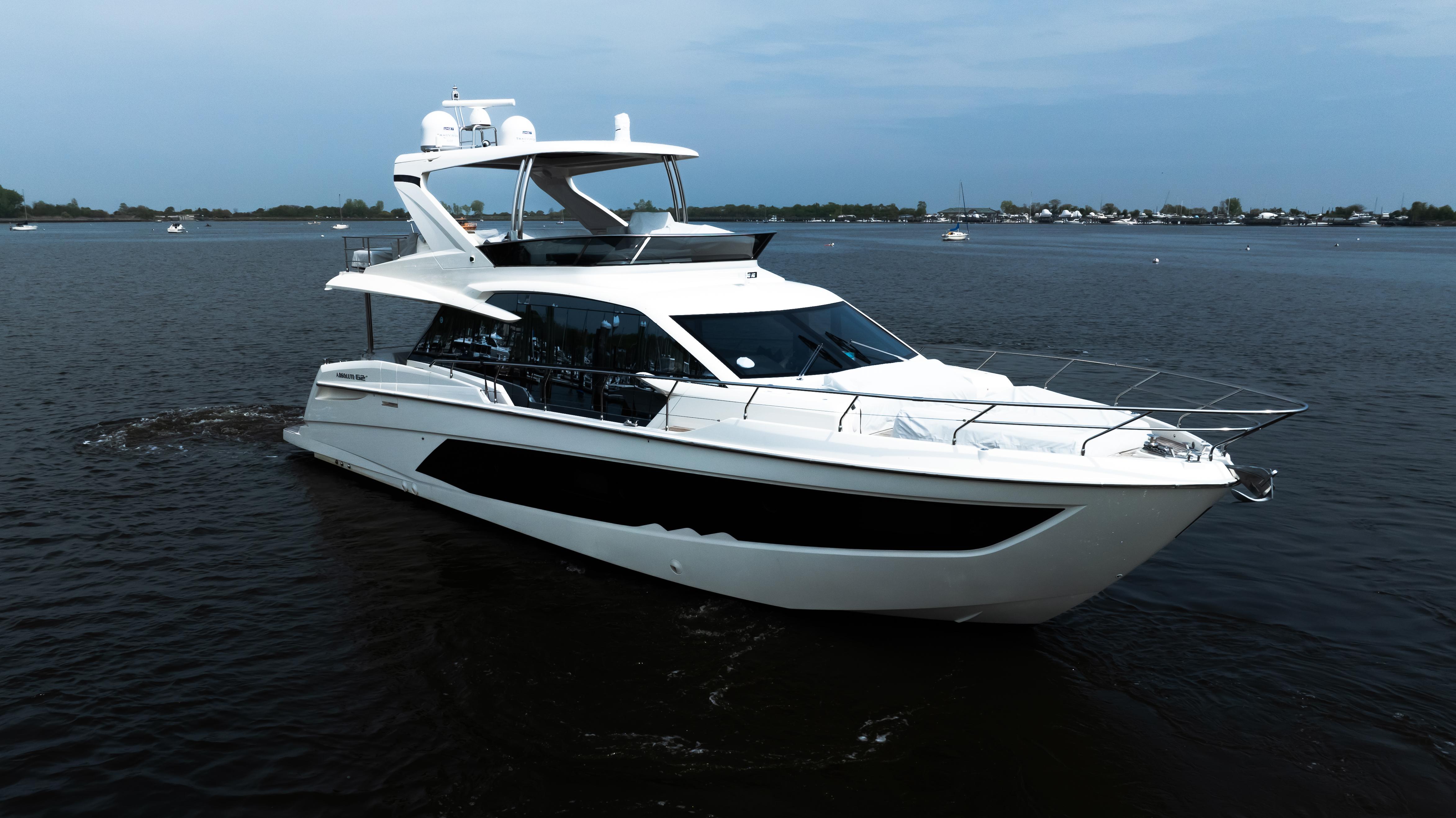 2022 Absolute 62 Fly Flybridge for sale - YachtWorld
