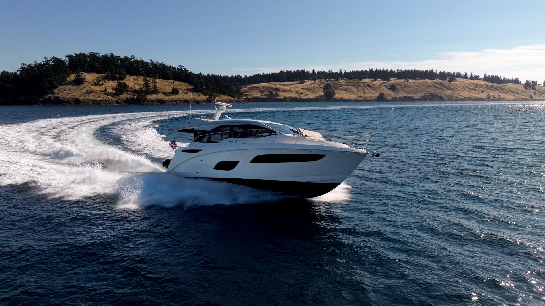 2017 Sea Ray 460 Sundancer Motor Yacht for sale - YachtWorld