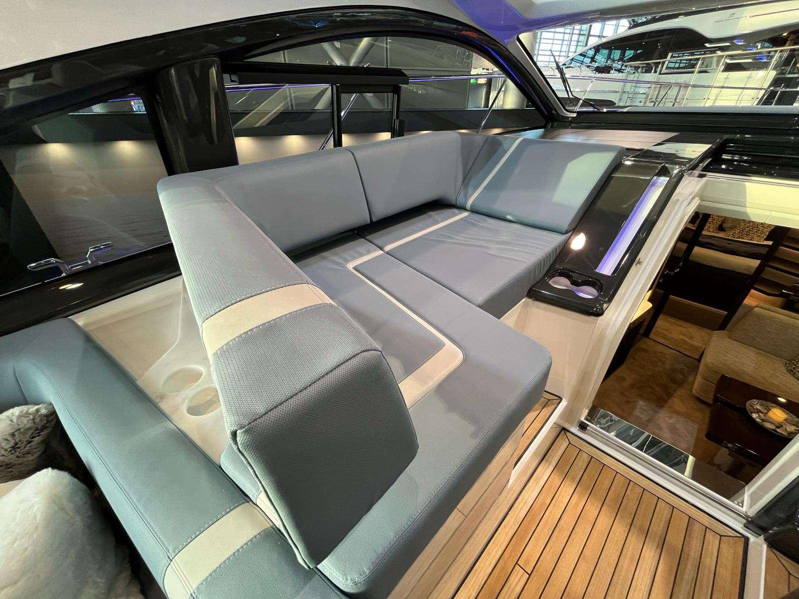 2024 Fairline Targa 40 Sports Cruiser for sale - YachtWorld