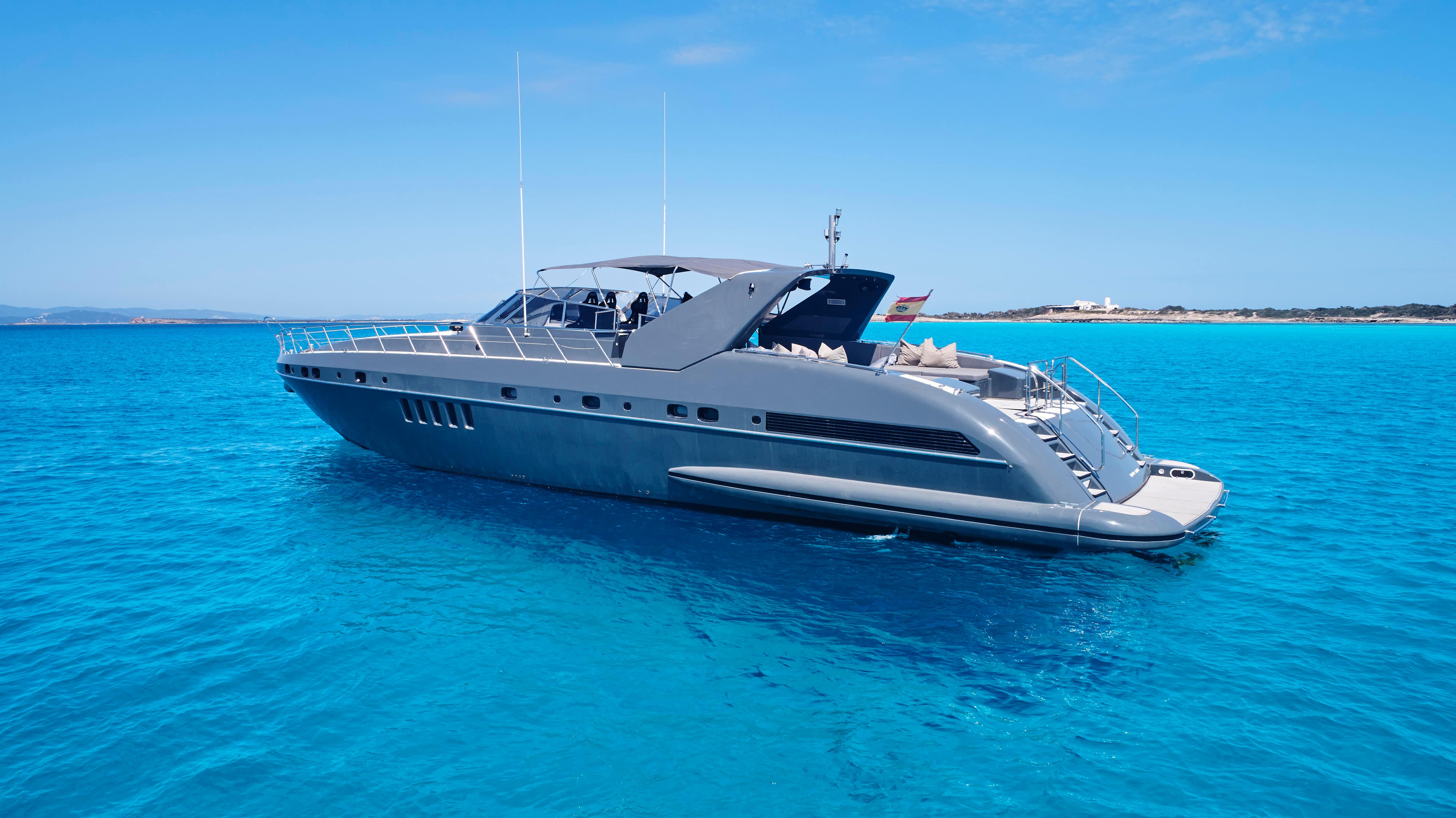 2004 Mangusta 80 Open Motor Yachts for sale - YachtWorld