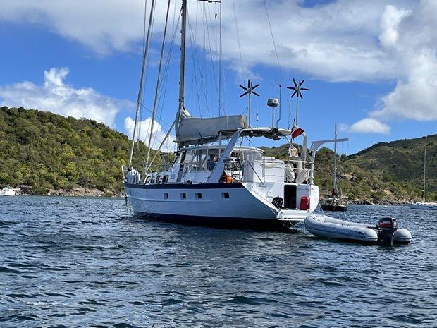 1990 Cutter TDM CENTER COCKPIT CUTTER Cruiser for sale - YachtWorld