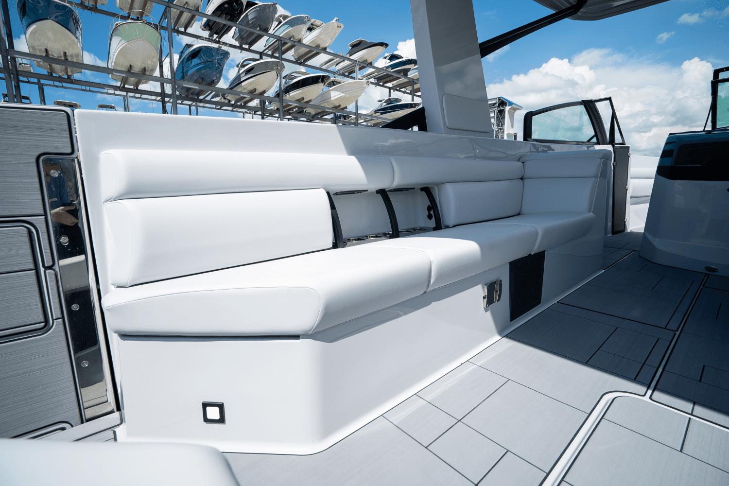 2023 Aviara AV40 Outboard Runabout for sale - YachtWorld