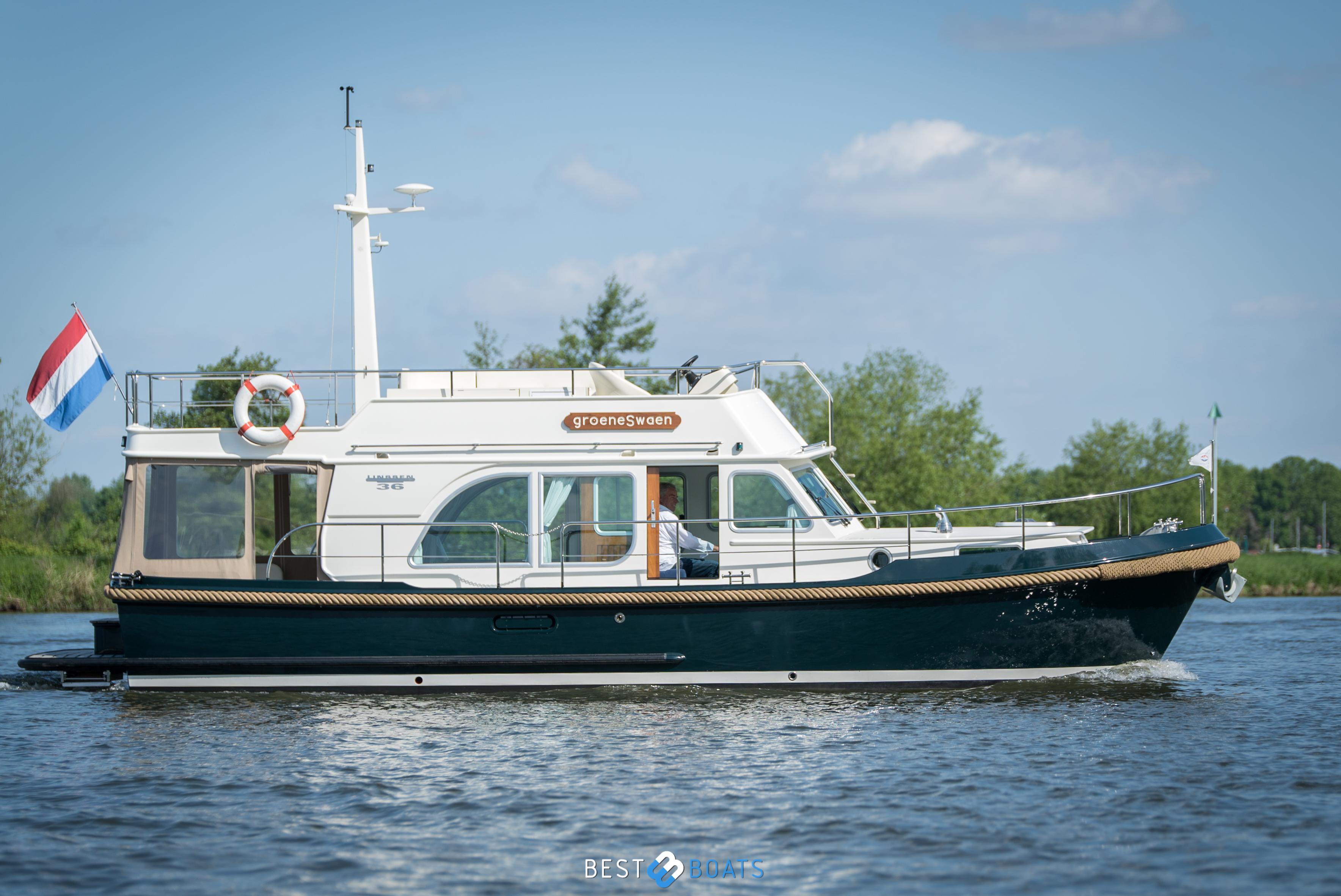 Used 2016 Linssen Classic Sturdy 36 Sedan Deck Bridge | YachtFocus