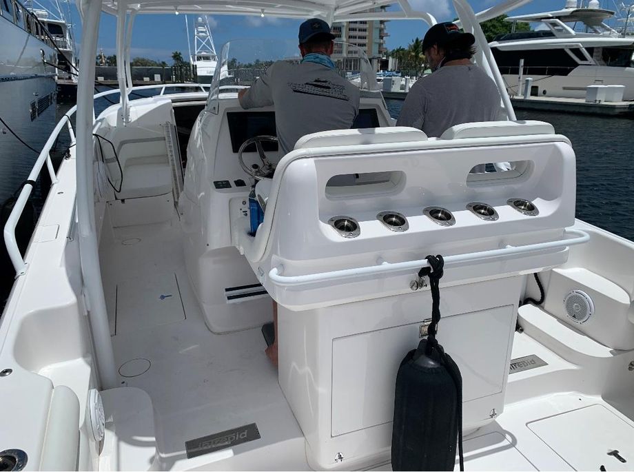 2015 Intrepid 375 Walkaround Walkaround for sale - YachtWorld