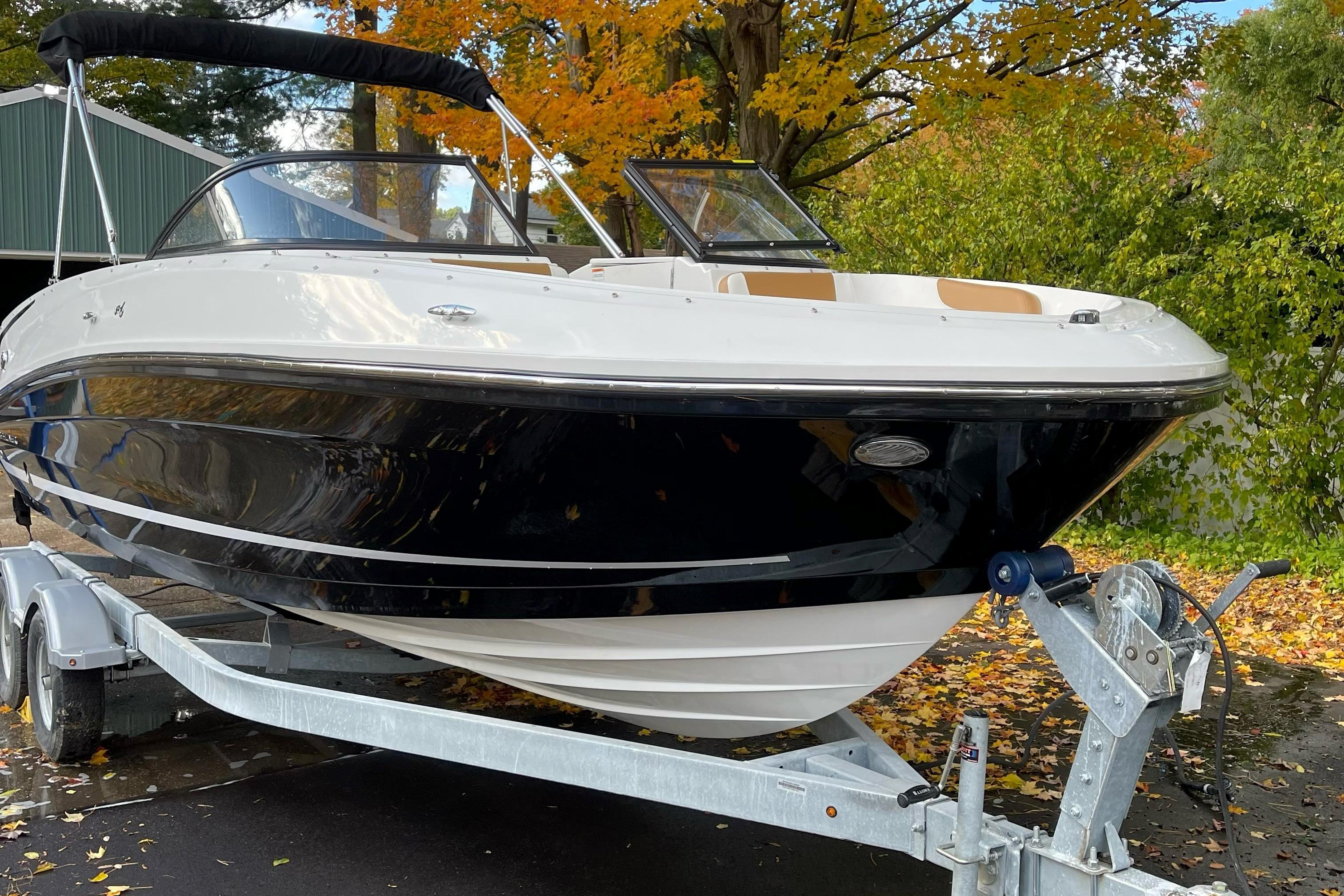 2020 Bayliner VR 6 Bowrider for sale - YachtWorld