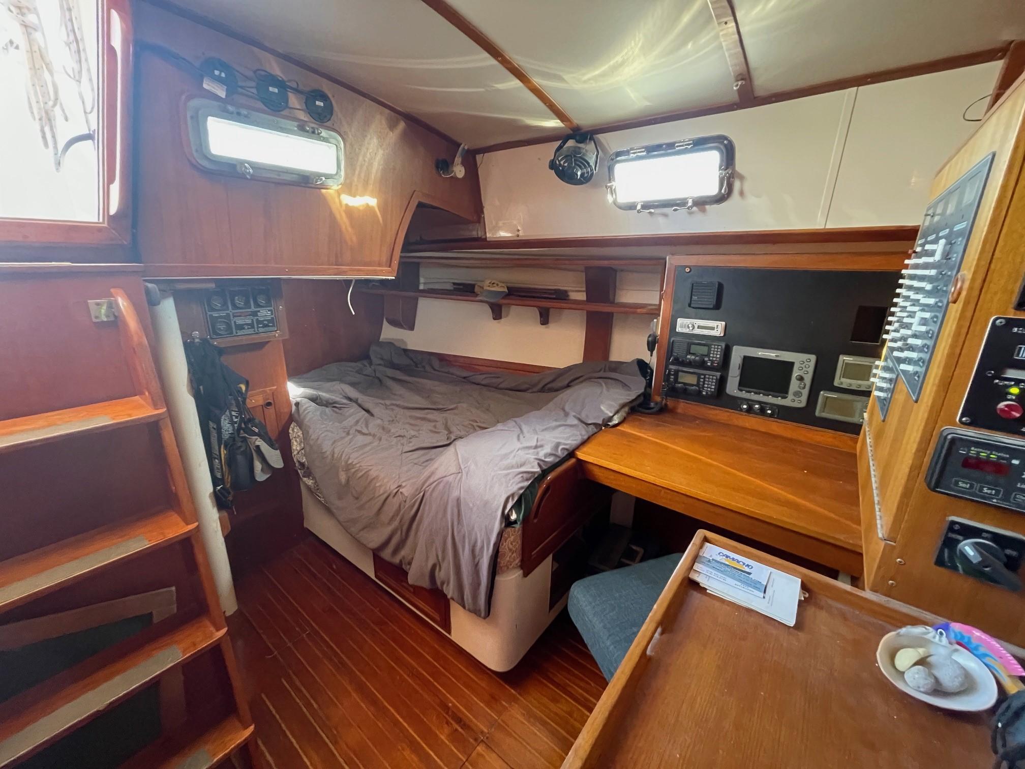 1979 Cheoy Lee Aft cockpit cruising ketch Cruiser for sale - YachtWorld