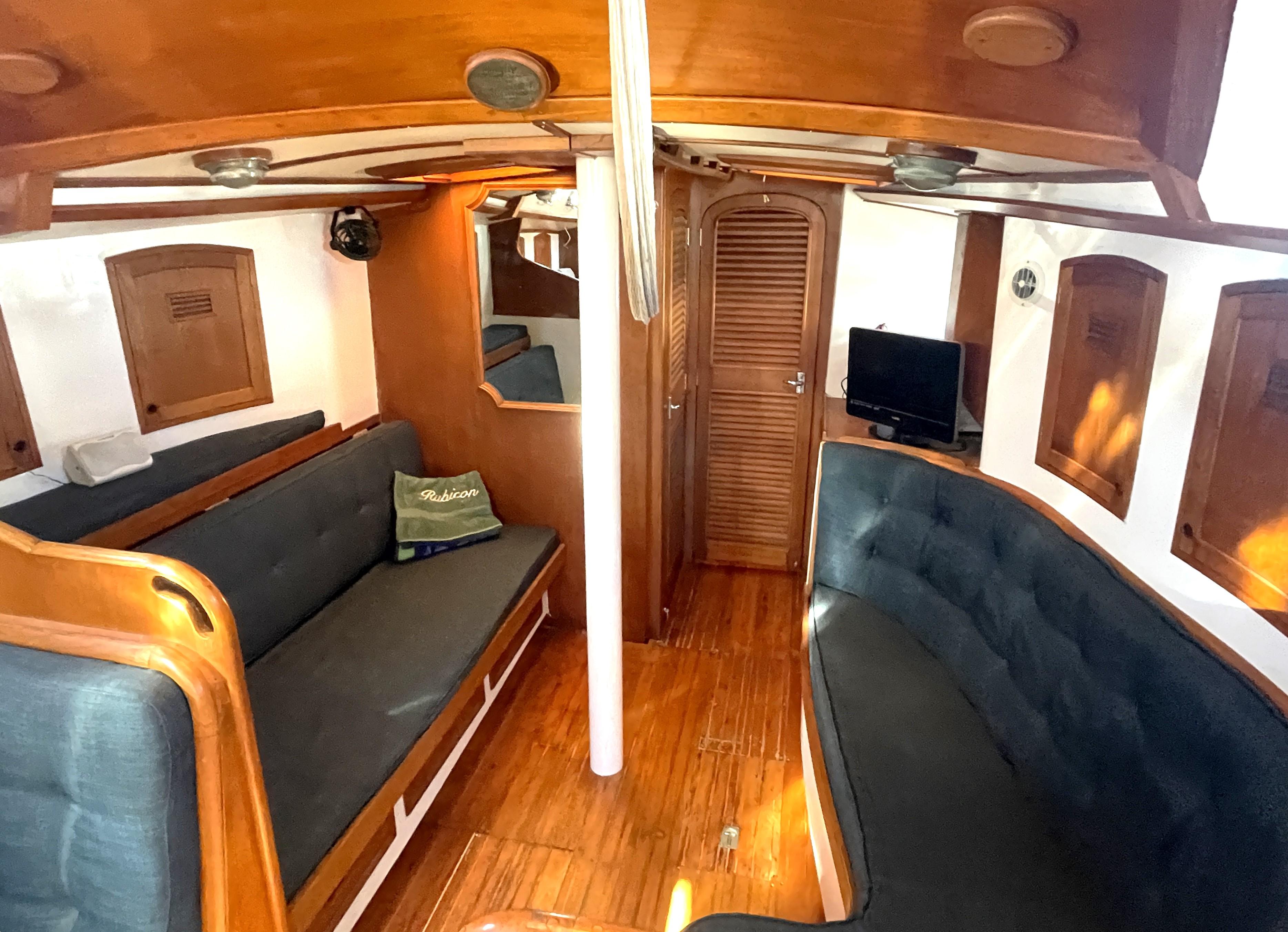 1979 Cheoy Lee Aft cockpit cruising ketch Cruiser for sale - YachtWorld