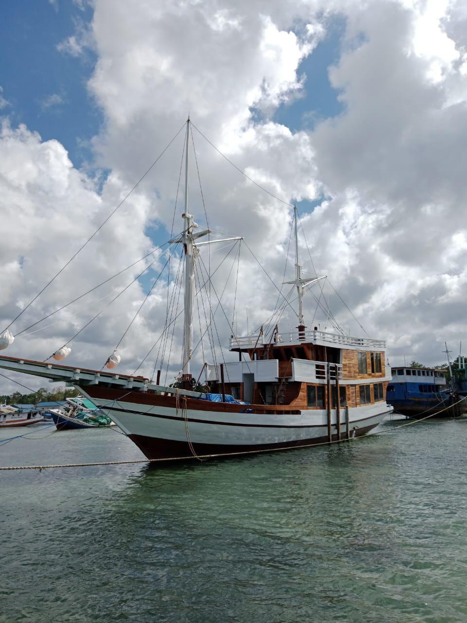 Custom Phinisi 85ft Sail Liveaboard | 26m | 2022 | Boats and Outboards