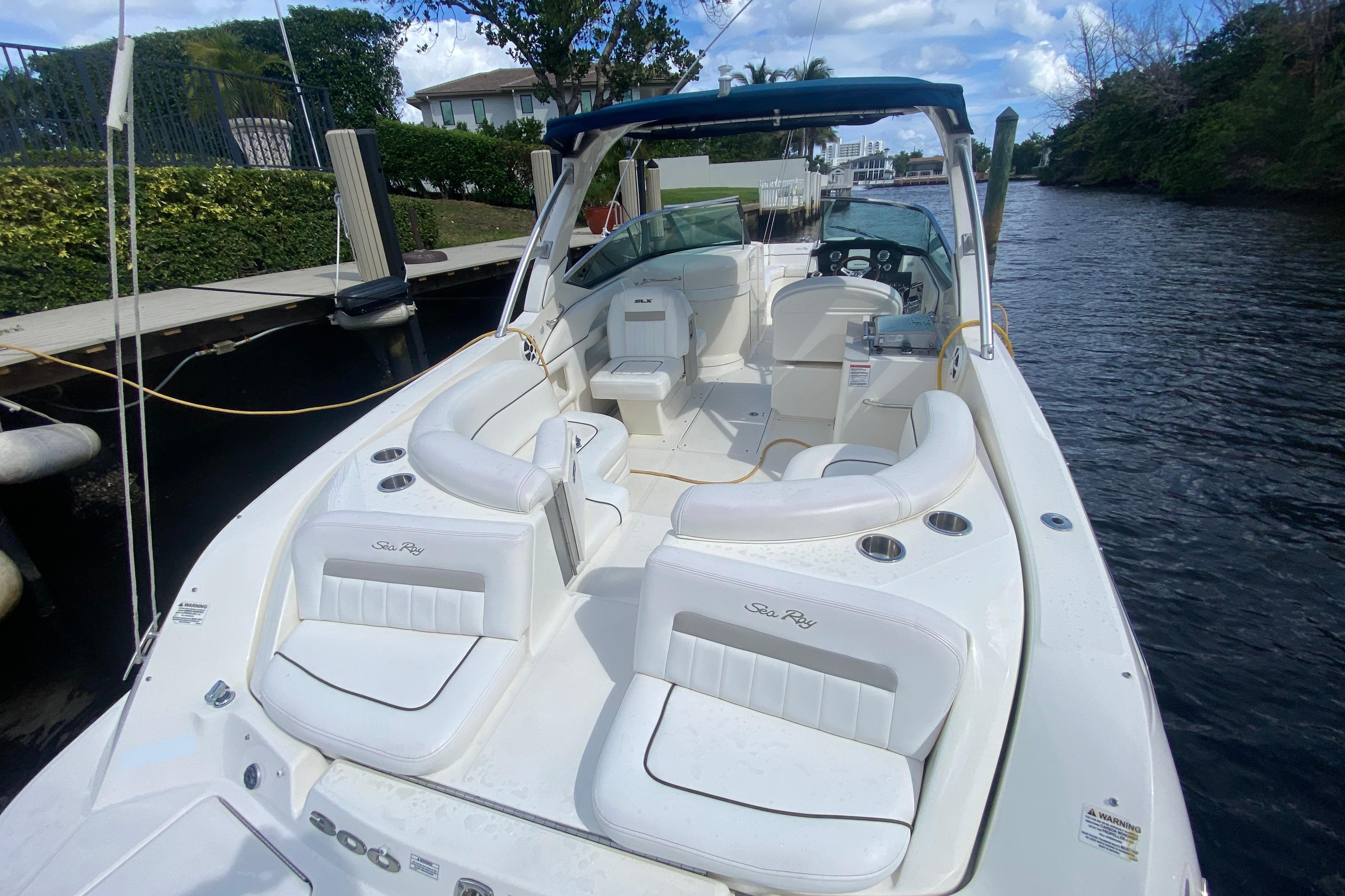 2010 Sea Ray 300 SLX Bowrider for sale - YachtWorld