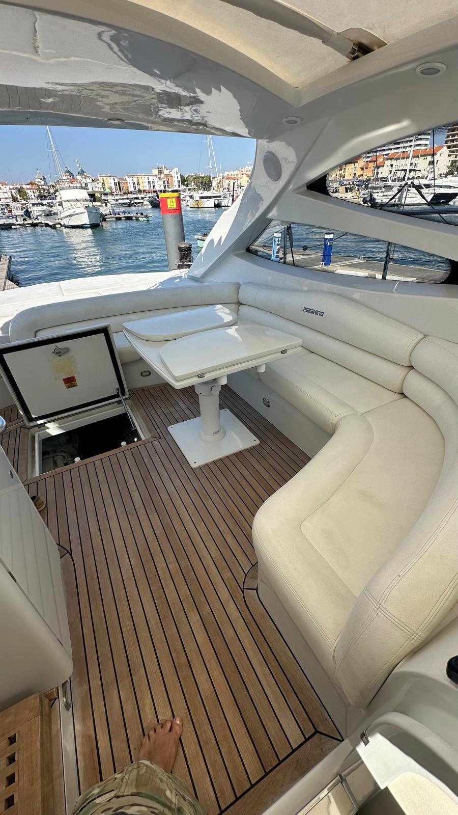 2001 Pershing 52 Cruiser for sale - YachtWorld