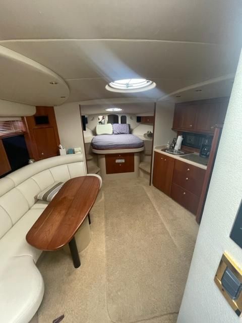 1999 Cruisers Yachts 3870 Esprit - Weber Yachts