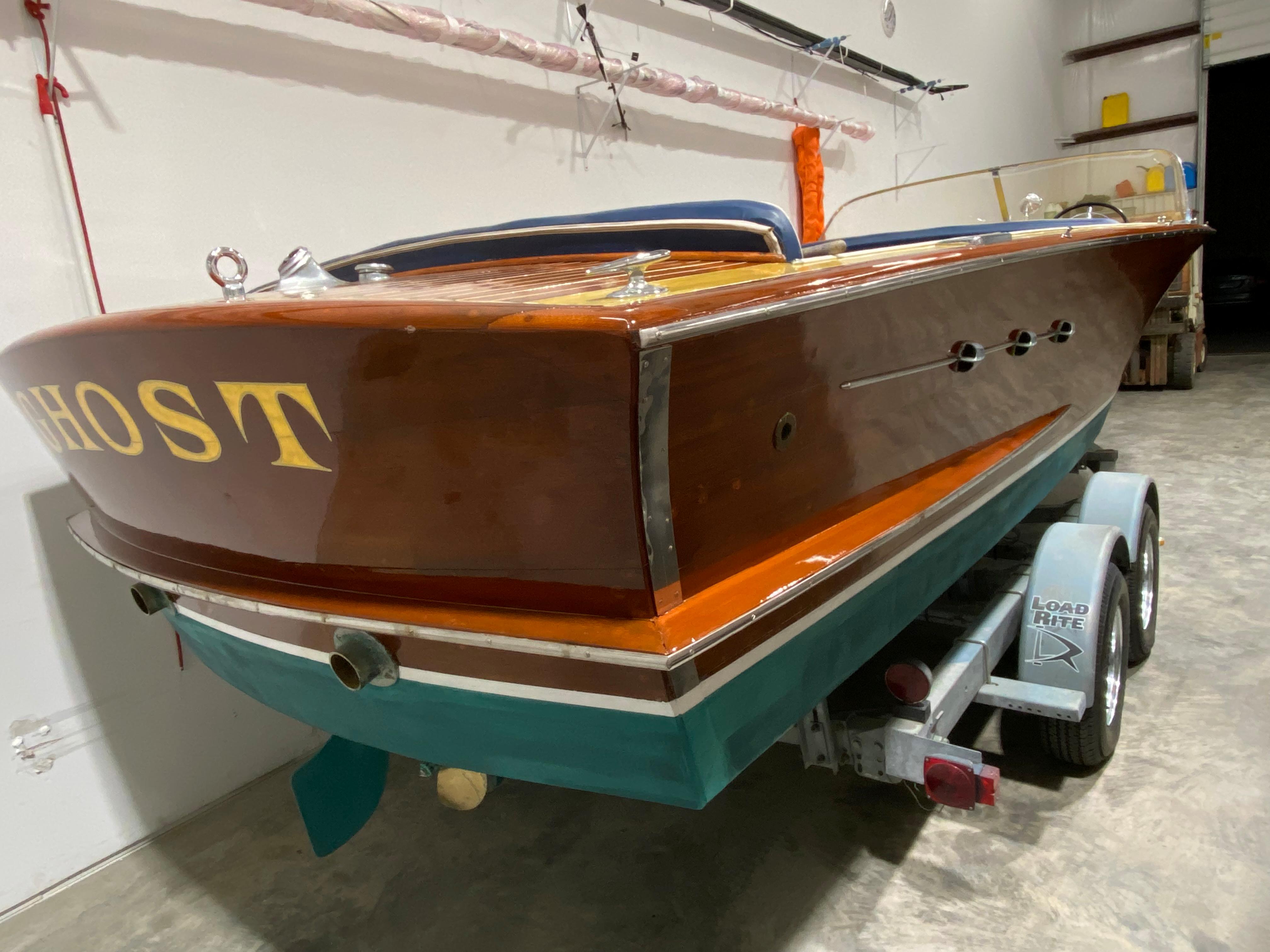 1957 Chris-Craft 26 Continental Antique and Classic for sale - YachtWorld