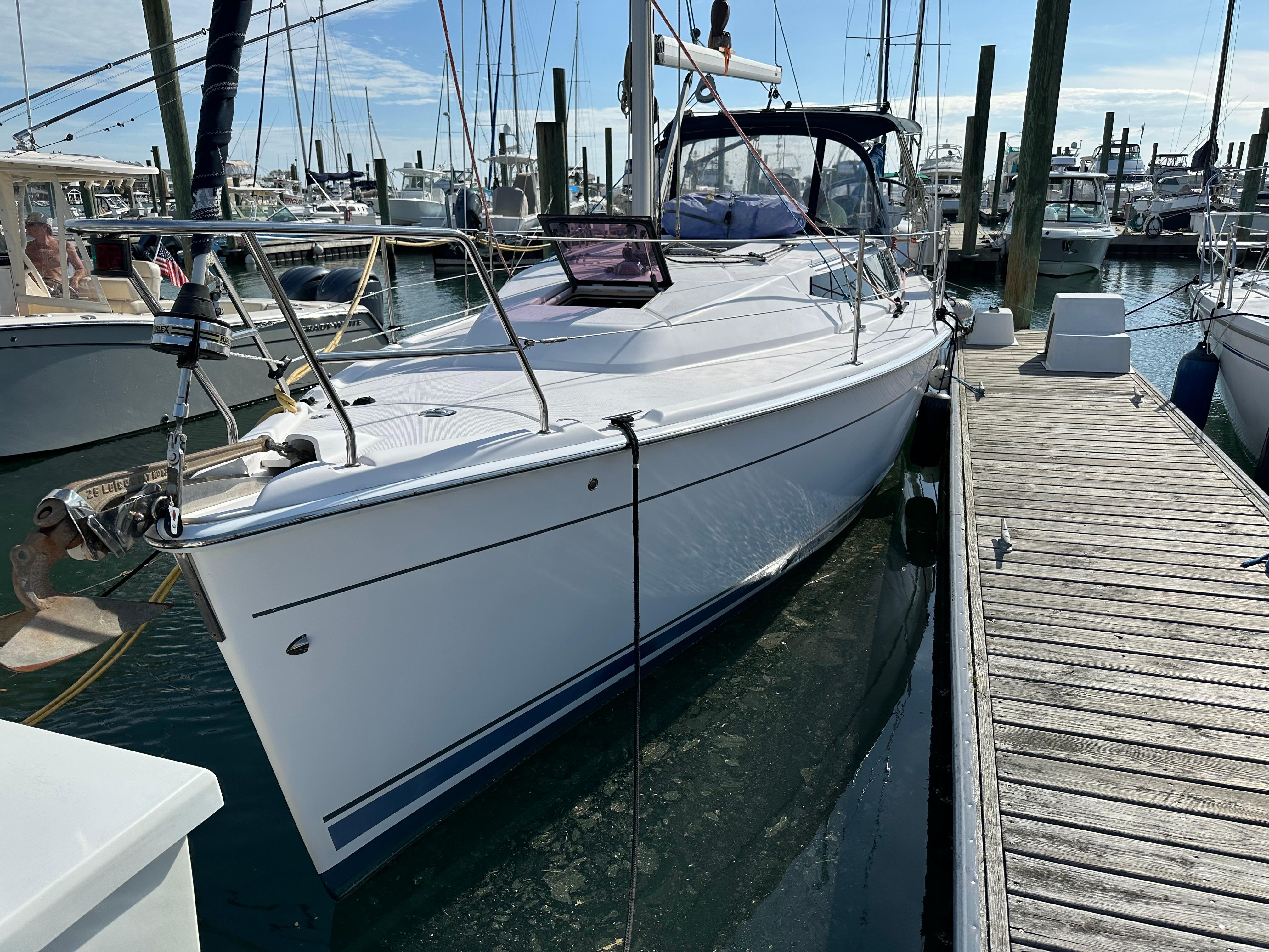 2014 Marlow-Hunter 33 Racer/Cruiser for sale - YachtWorld