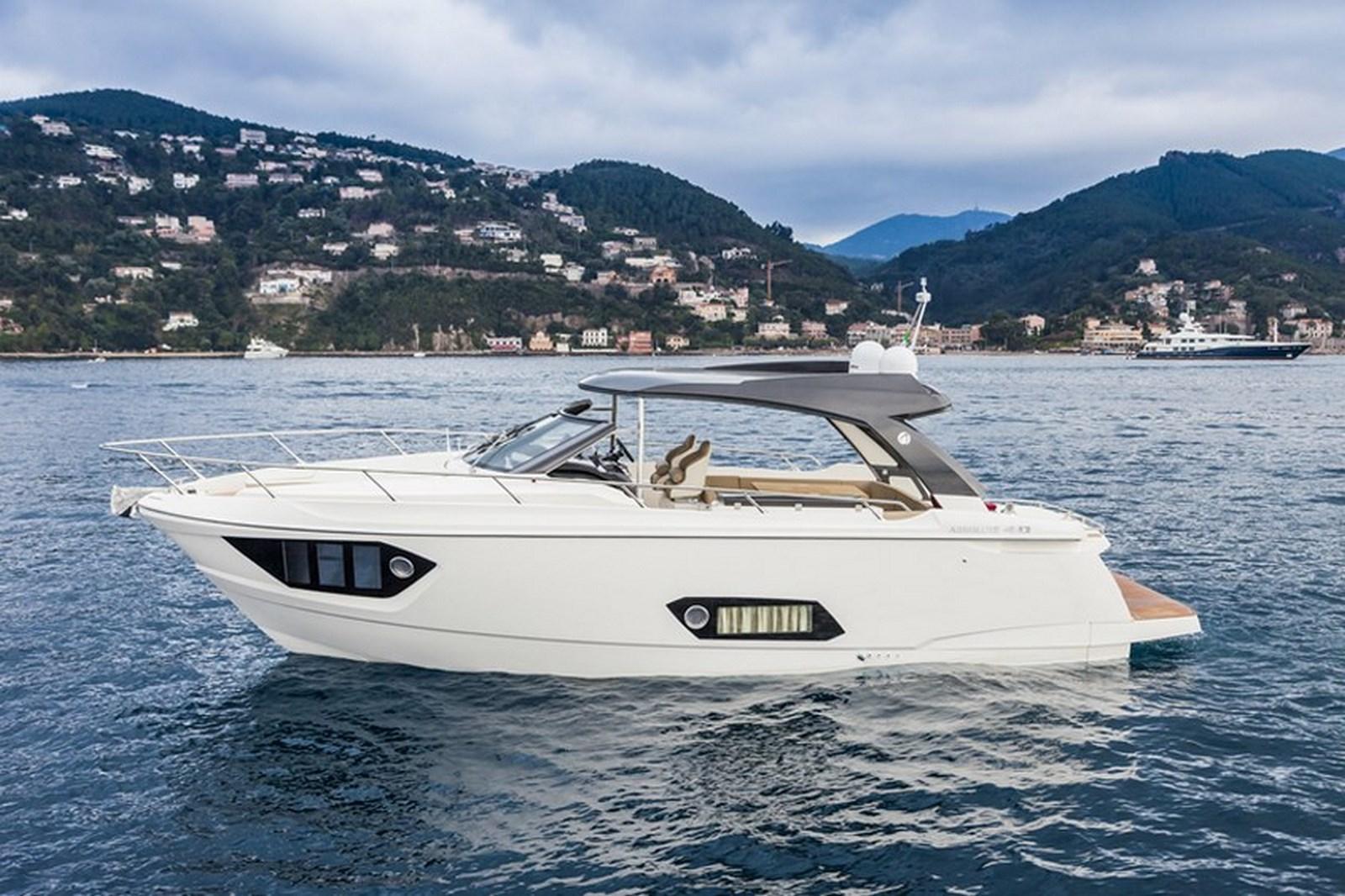 Used 2015 Absolute 40 STL - 06 - Alpes-Maritimes | TopBoats