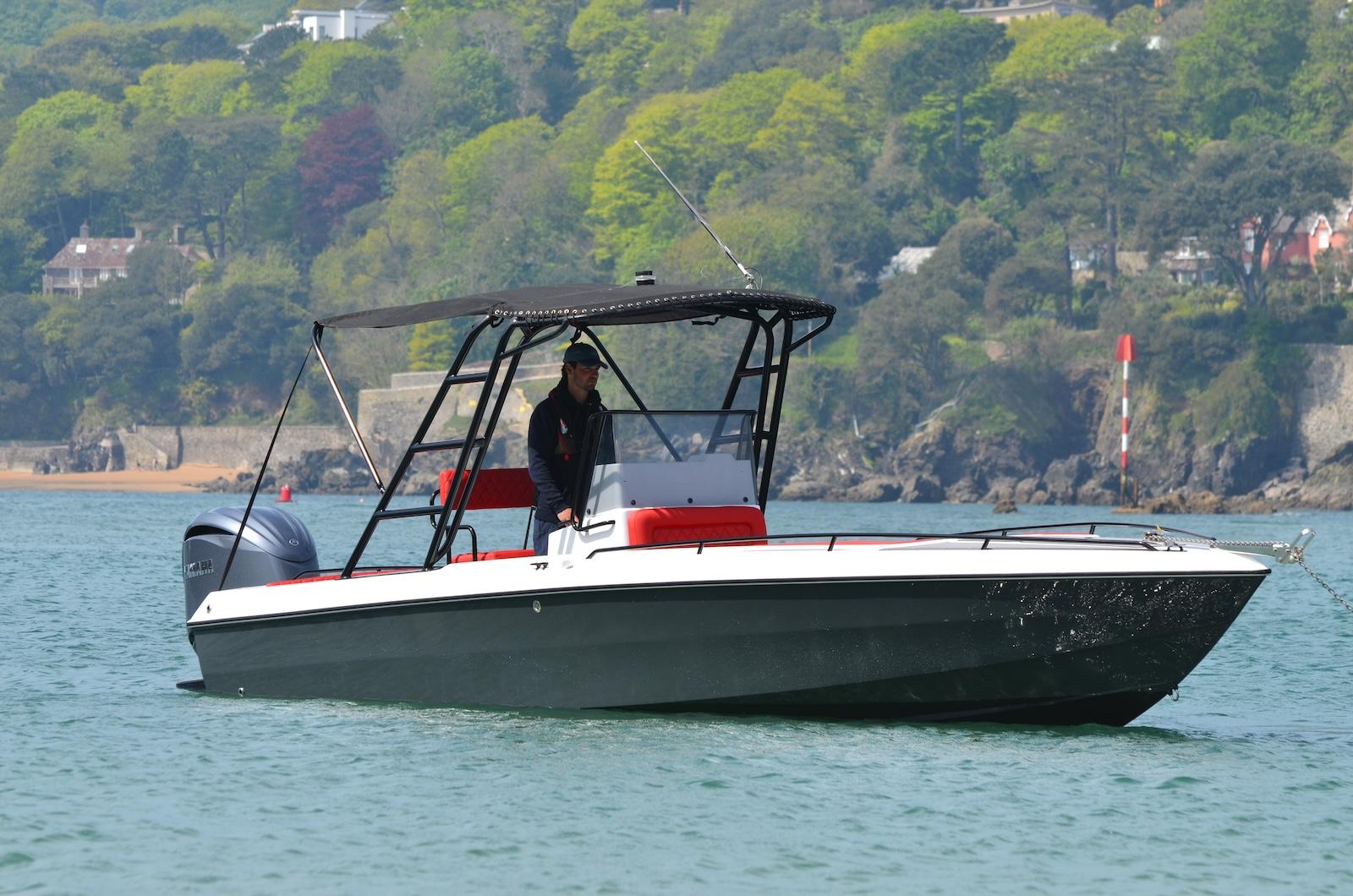 Used Wellcraft Scarab 26 Sportster in 83 - Var - iNautia