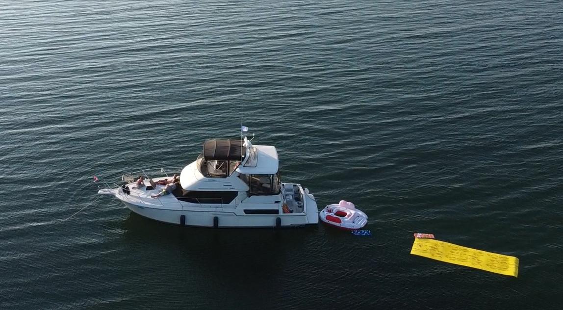 1993 Carver 390 Cockpit Motor Yacht Aft Cabin for sale - YachtWorld