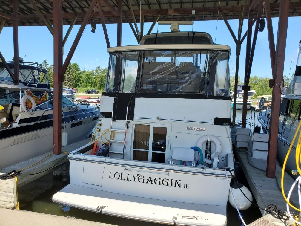 1993 Carver 390 Cockpit Motor Yacht Aft Cabin for sale - YachtWorld