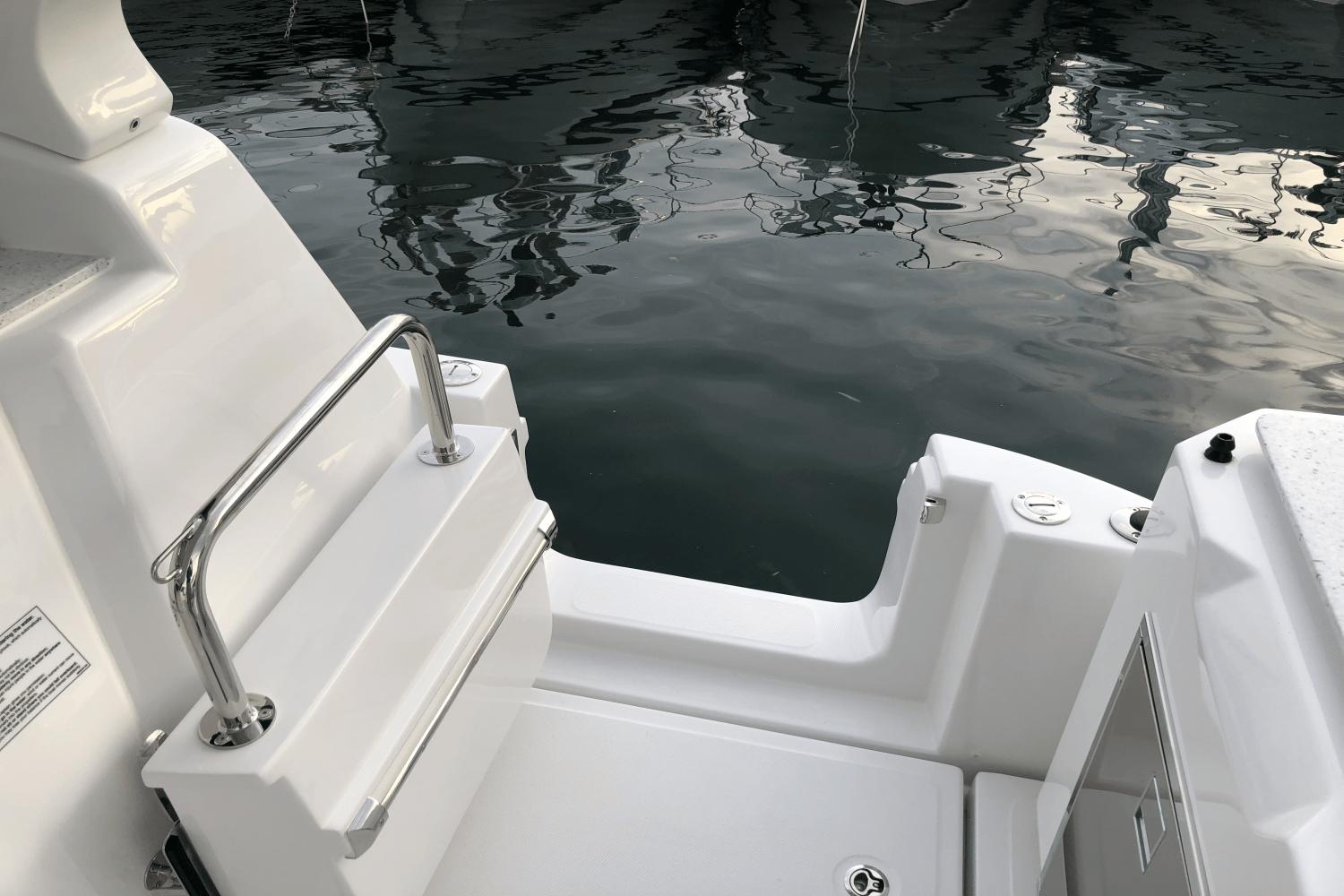 2024 Aquila 36 Sport Power Catamaran for sale - YachtWorld