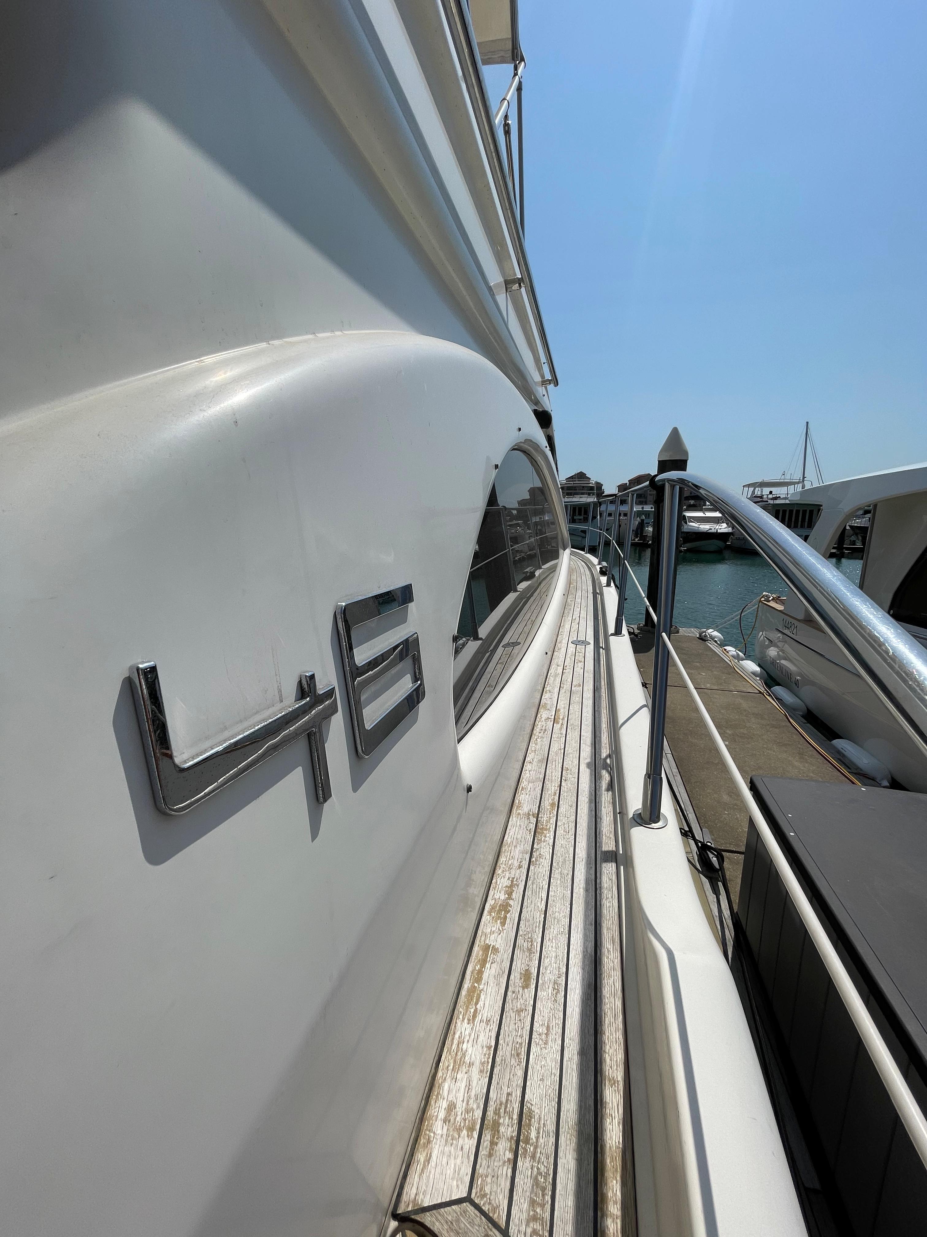 2009 Azimut 46 Motor Yachts for sale - YachtWorld