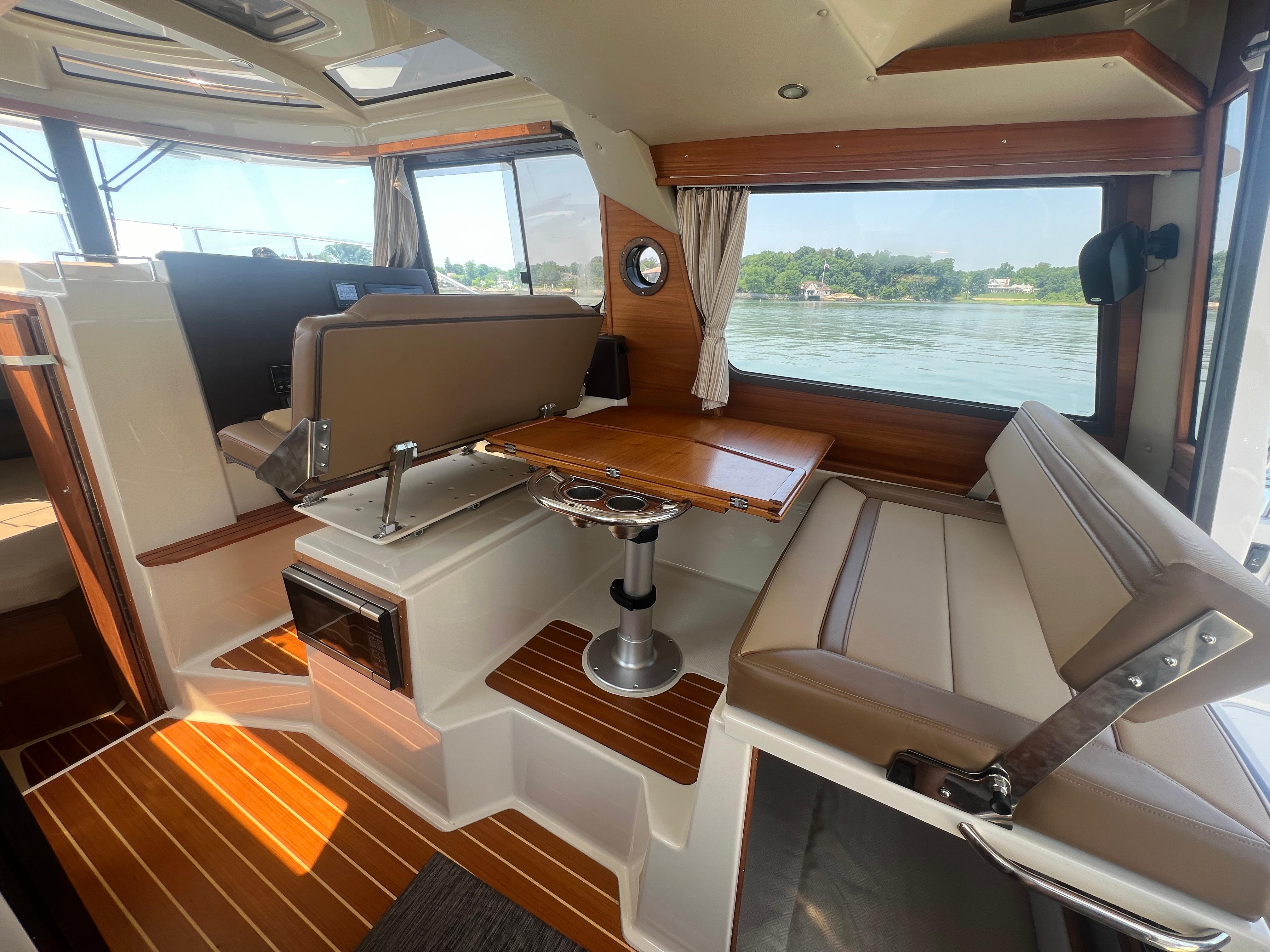 2021 Ranger Tugs 29 Command Bridge Trawler for sale - YachtWorld