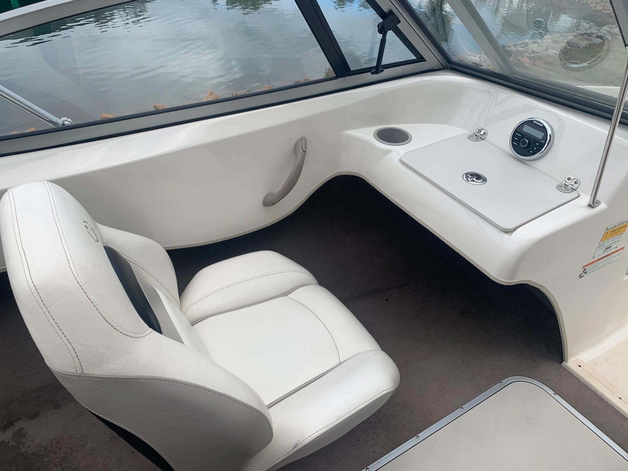 2014 Stingray 180 RX Bowrider for sale - YachtWorld