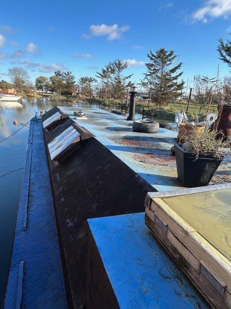 Used 1935 Custom Dumb Barge - Essex | Youboat