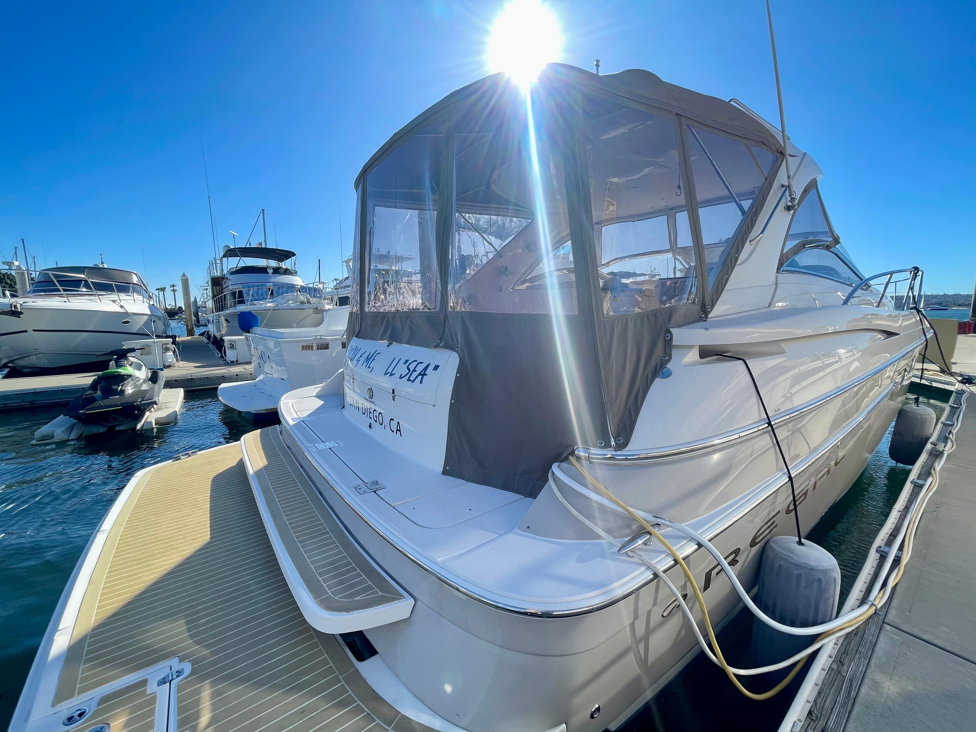 2004 Regal 4260 Regal Commodore HT Express Cruiser for sale - YachtWorld