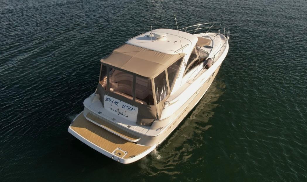 2004 Regal 4260 Regal Commodore HT Express Cruiser for sale - YachtWorld