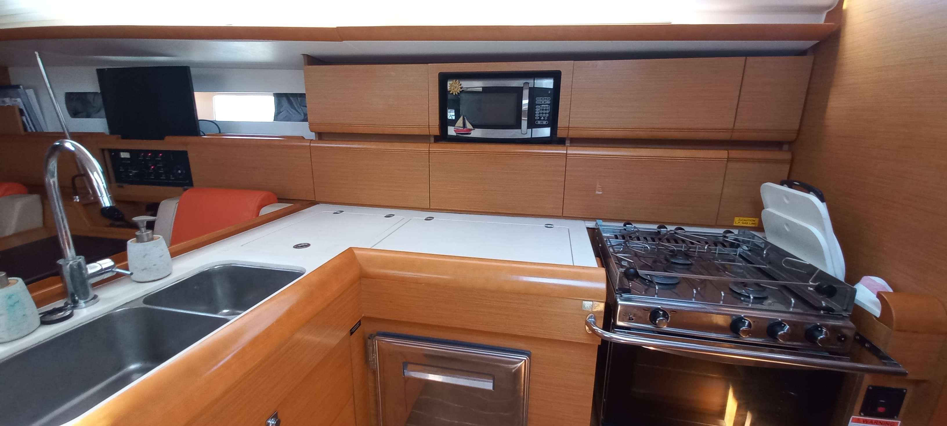 2014 Jeanneau Sun Odyssey 469 Cruiser for sale - YachtWorld