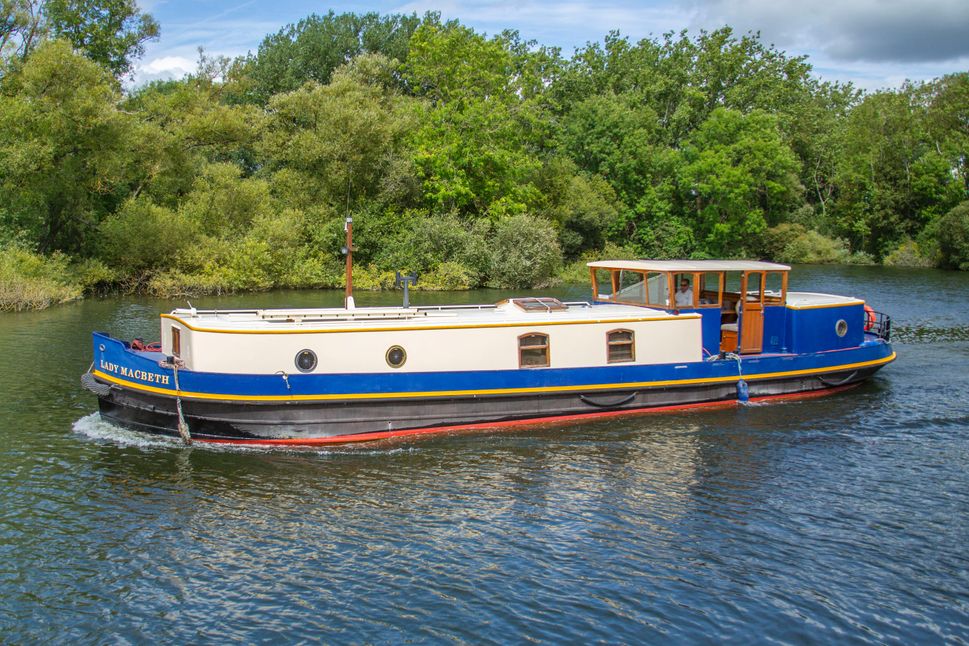 2005 Sagar Marine Mini-Luxe Dutch Barge Replica Barge for sale - YachtWorld