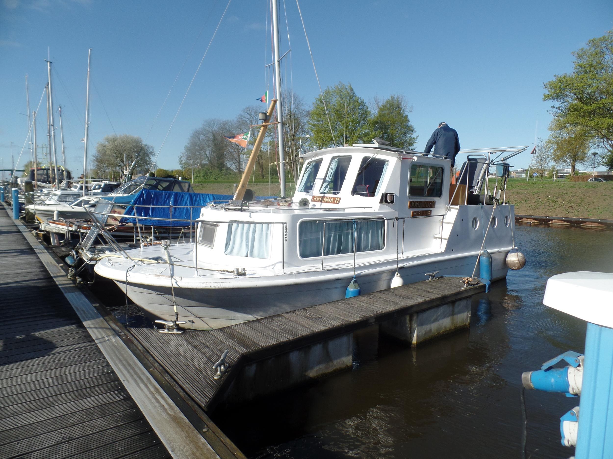 Used 1990 Kruiser 800 | TopBoats