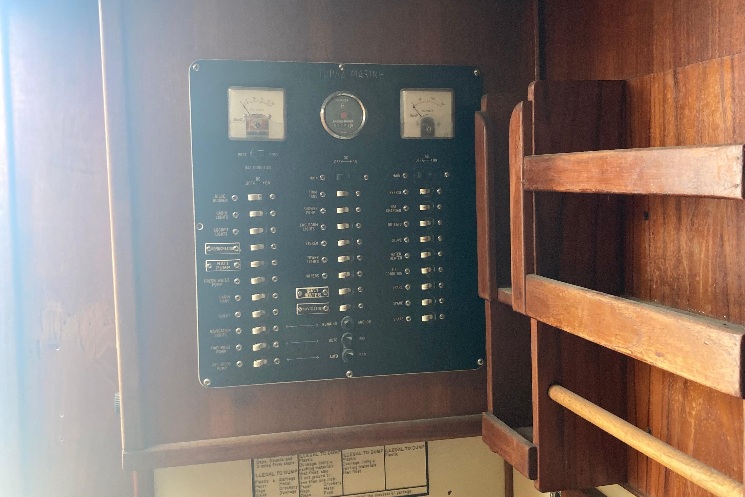 1982 Topaz 29 Sportfisherman Sport Fishing for sale - YachtWorld