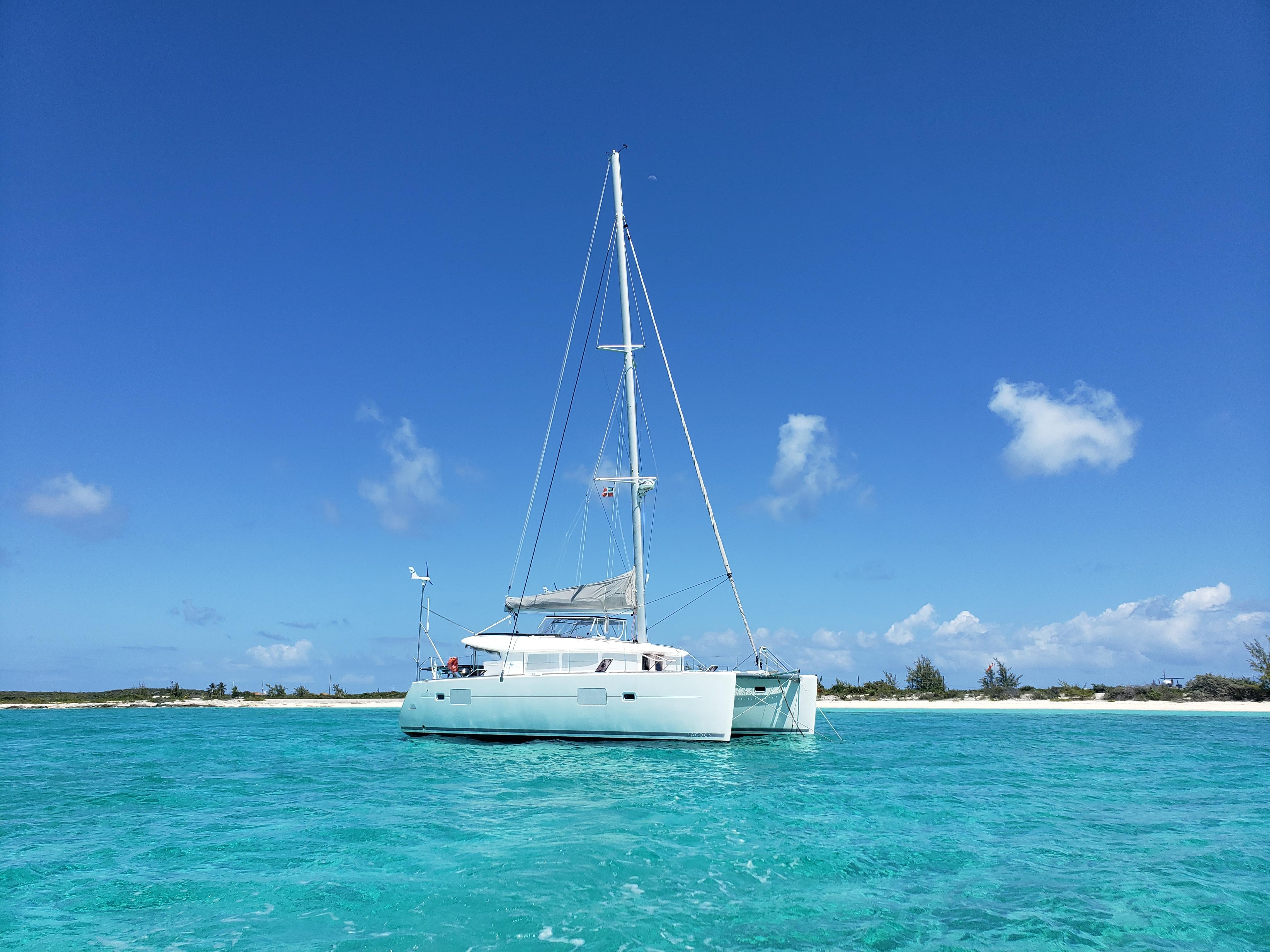 2010 Lagoon 400 owner's version Catamaran for sale - YachtWorld