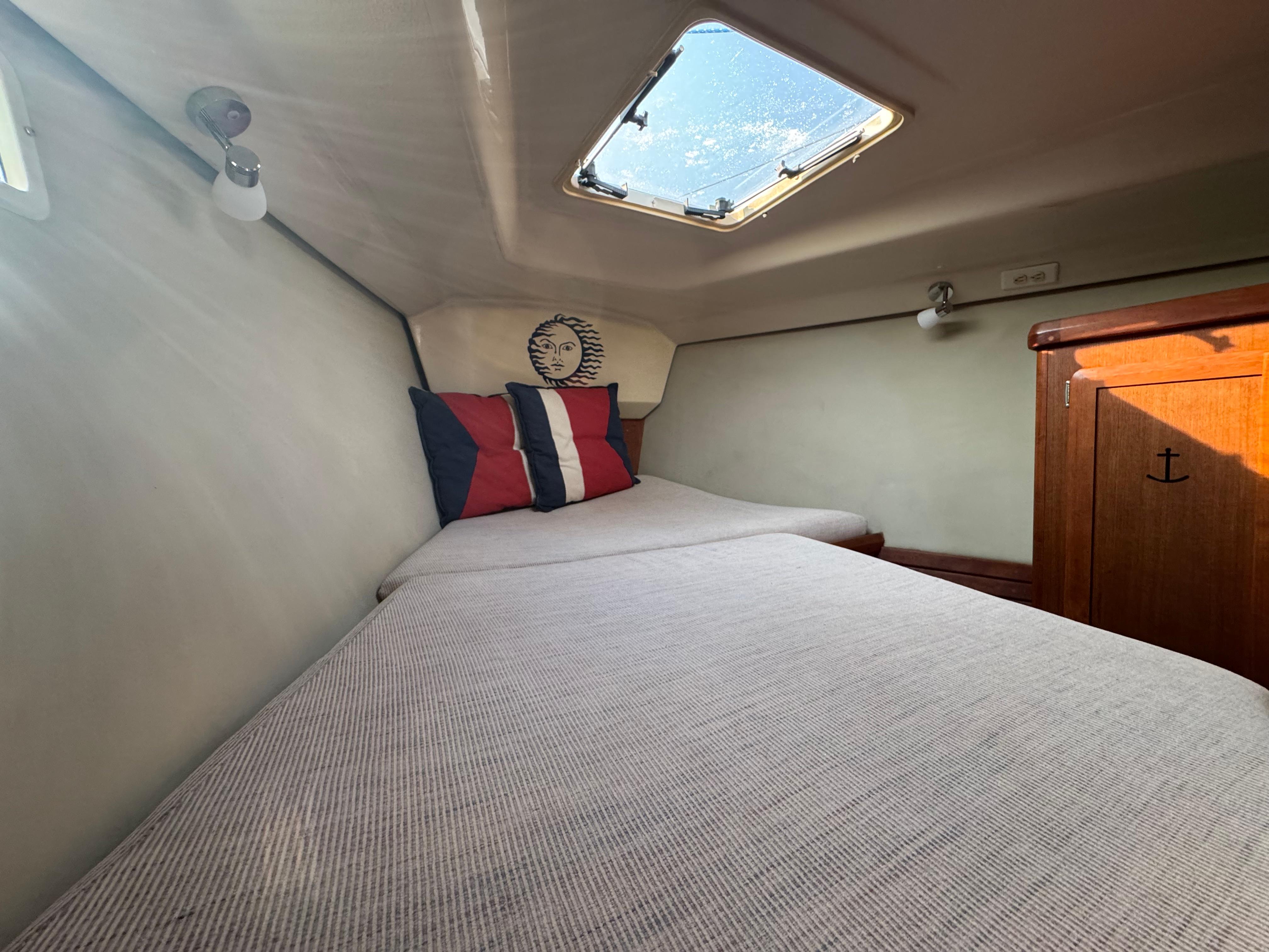 1991 Hunter Vision 36 Cruiser for sale - YachtWorld