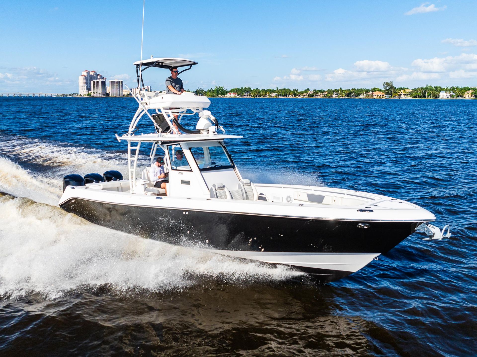 2017 Everglades 355 Center Console - Weber Yachts