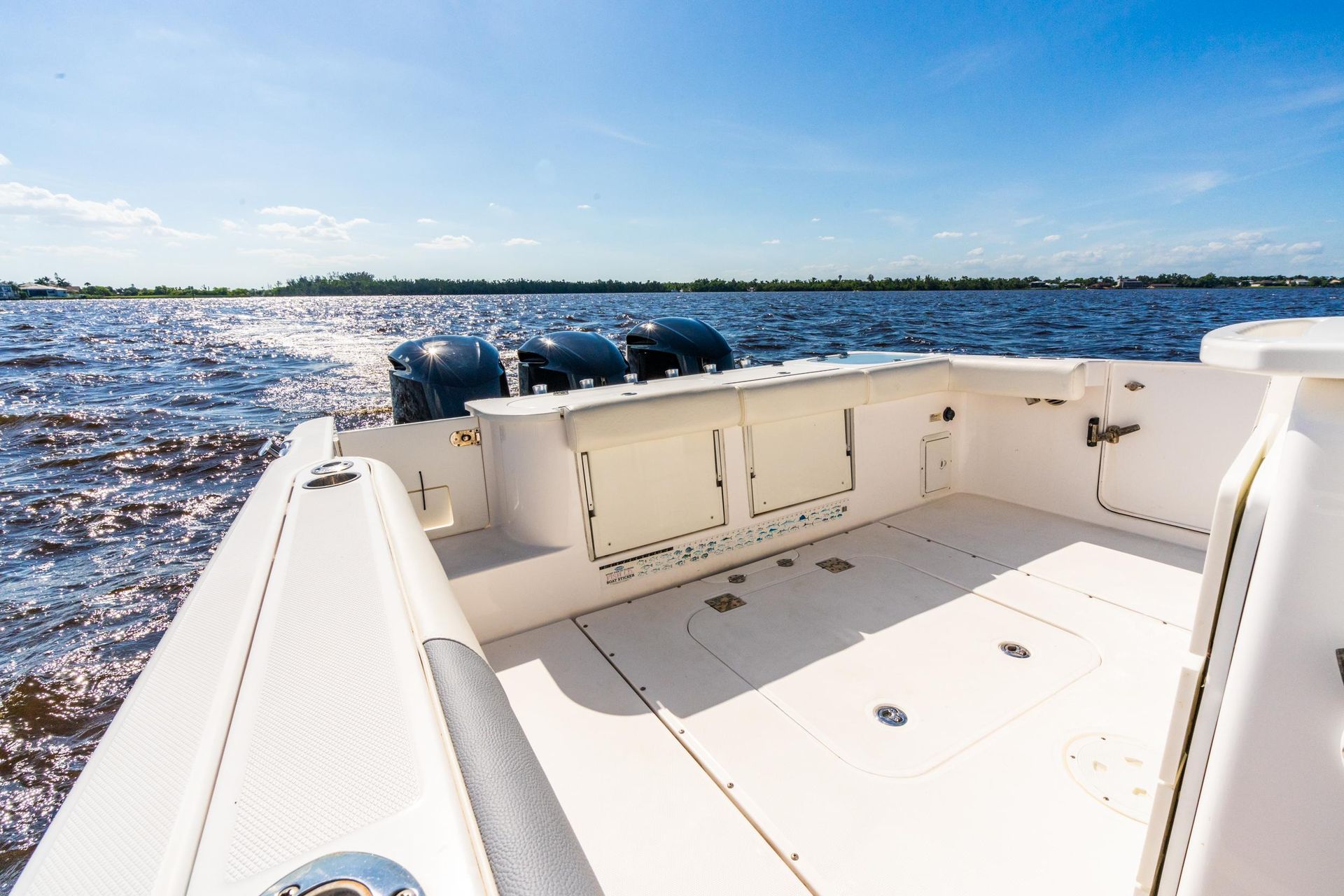 2017 Everglades 355 Center Console - Weber Yachts