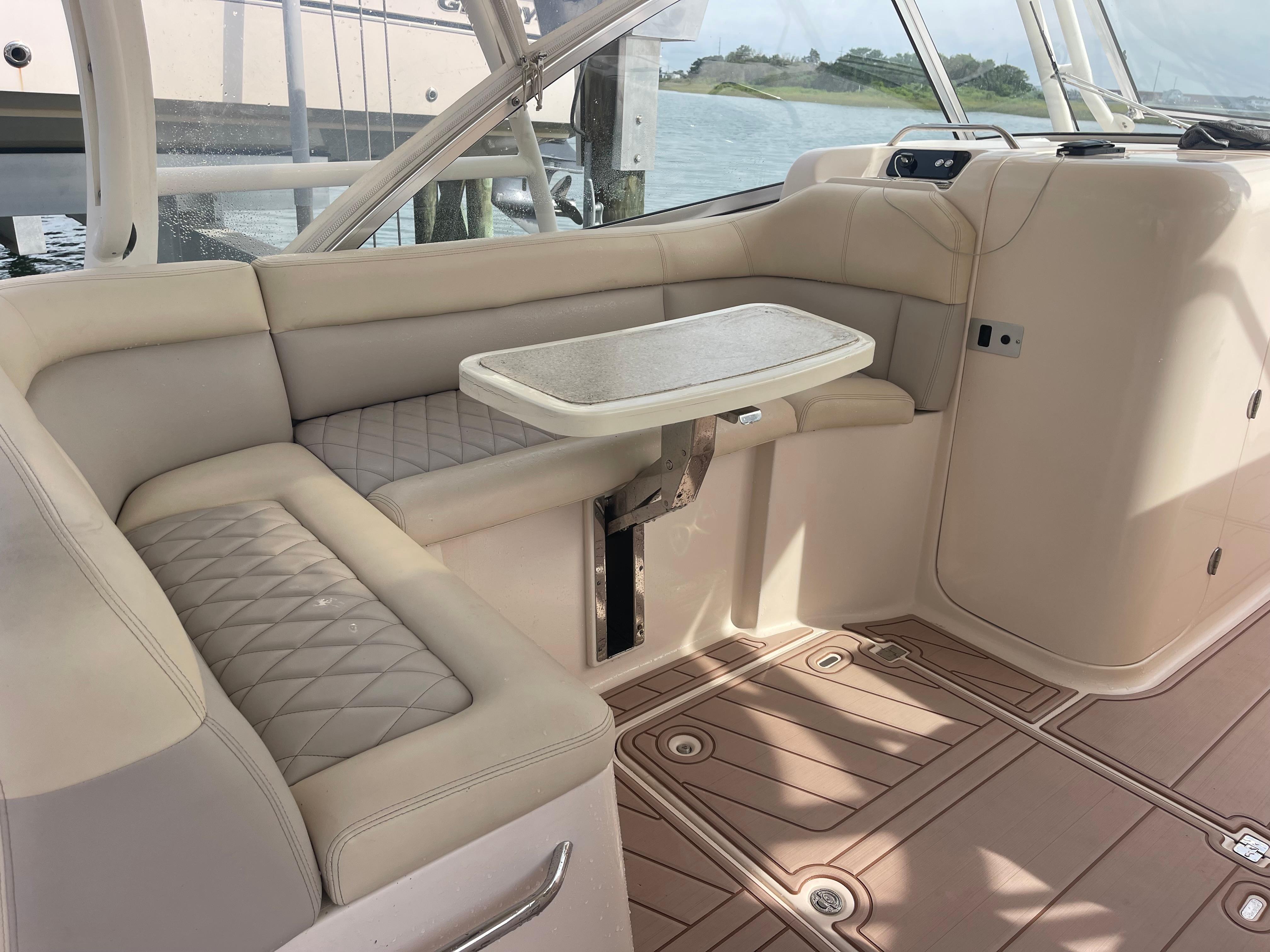2013 Grady-White Freedom 335 Bowrider for sale - YachtWorld