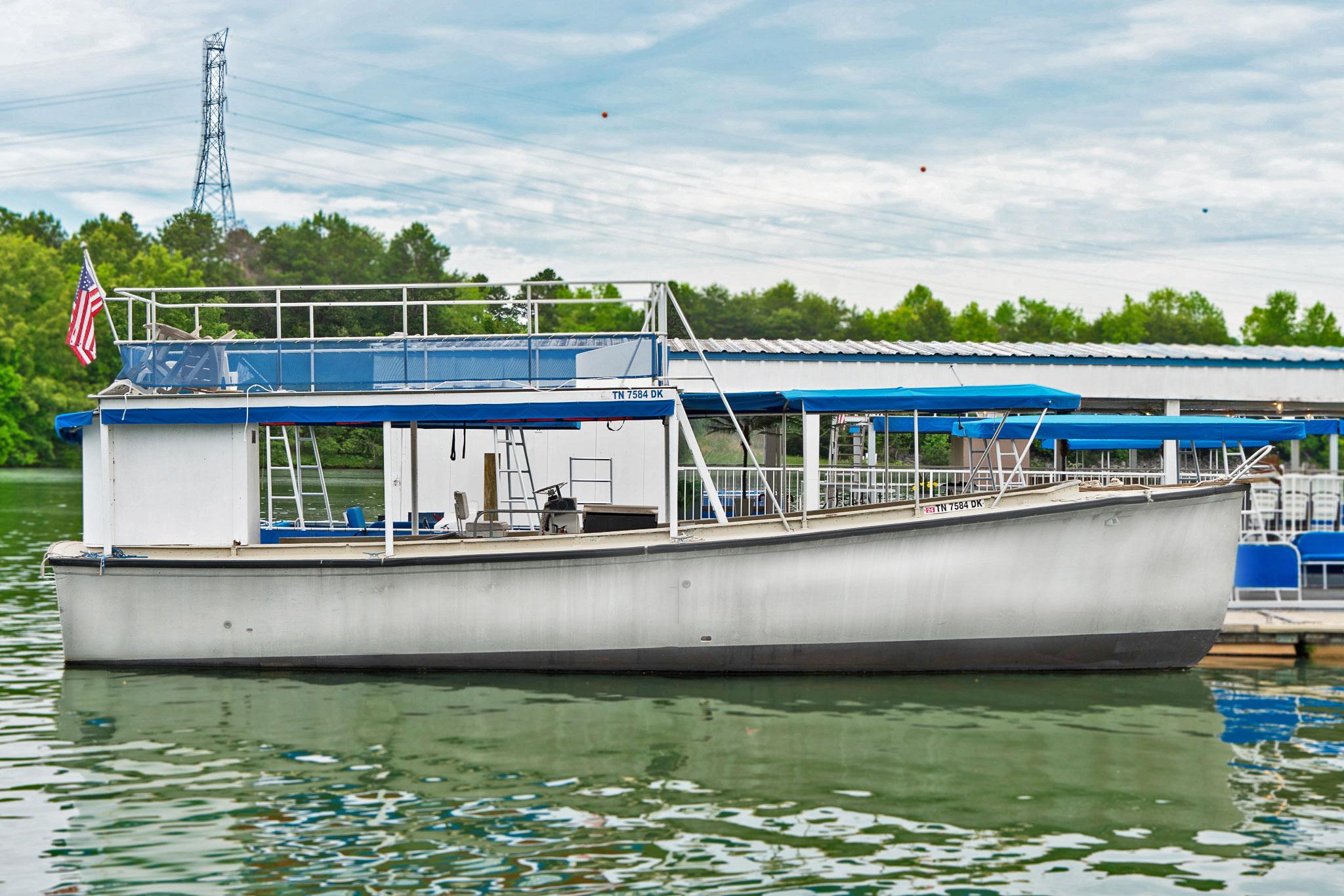 2004 Custom 40' Navy Boat Barche a motore non specificate in vendita ...