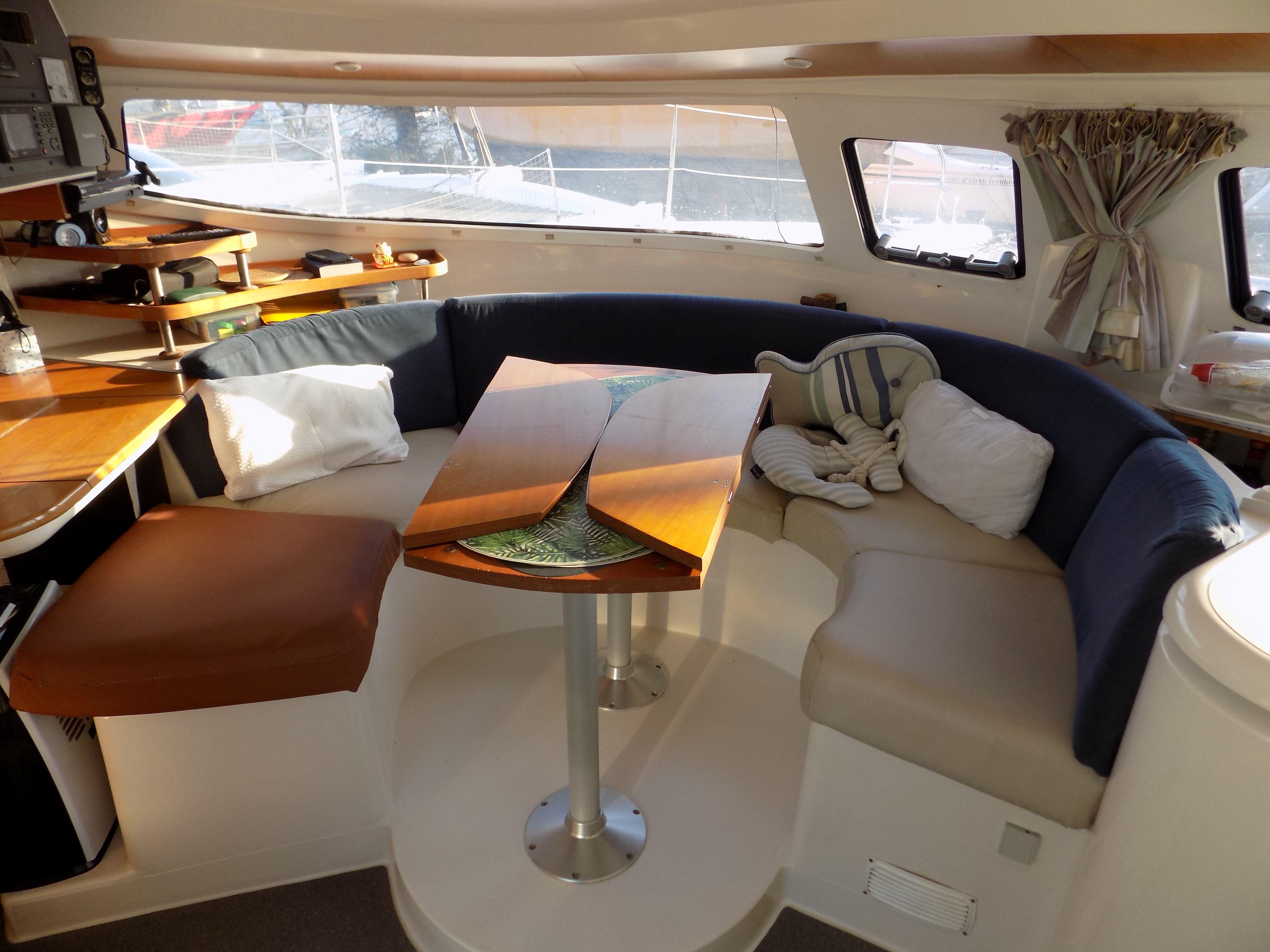 2002 Fountaine Pajot Athena 38 Catamaran for sale - YachtWorld