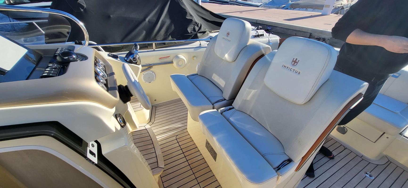 2019 Invictus Invictus 280 GT Cruiser for sale - YachtWorld